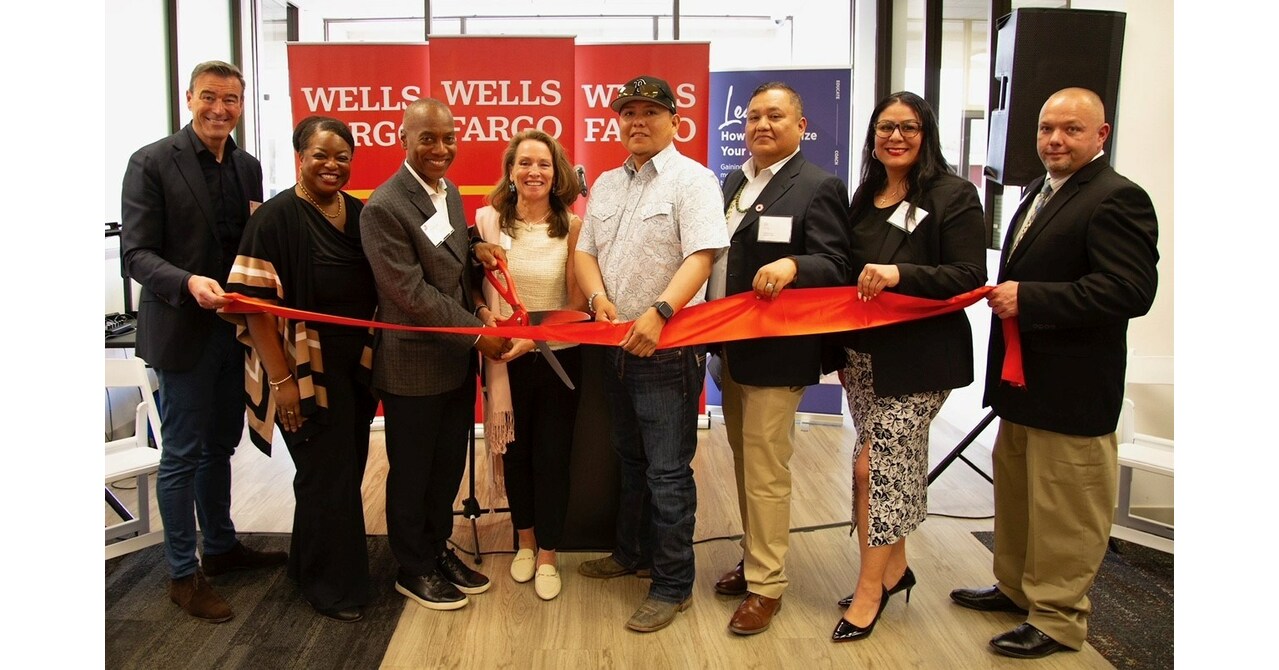 Operation HOPE, Wells Fargo unveil first 'HOPE Inside' location in ...
