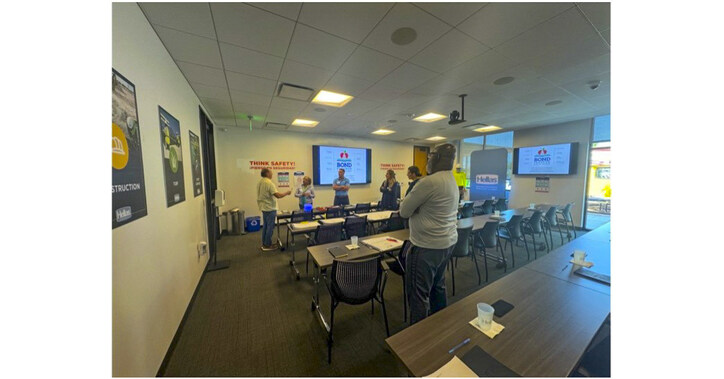 Hellas Hosts a HUB Meet and Greet for Austin ISD 2022 Bond Package