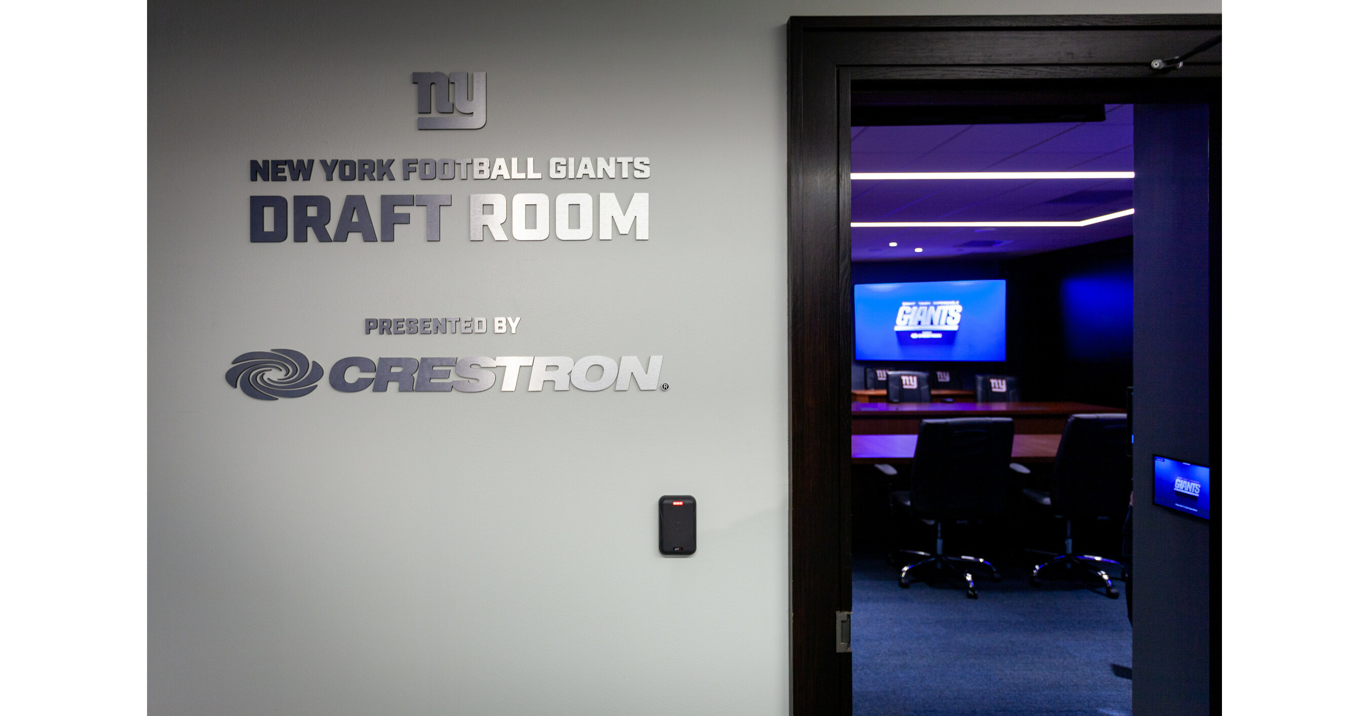 Crestron Innovation Transforms New York Giants Draft Room Upgrade into ...