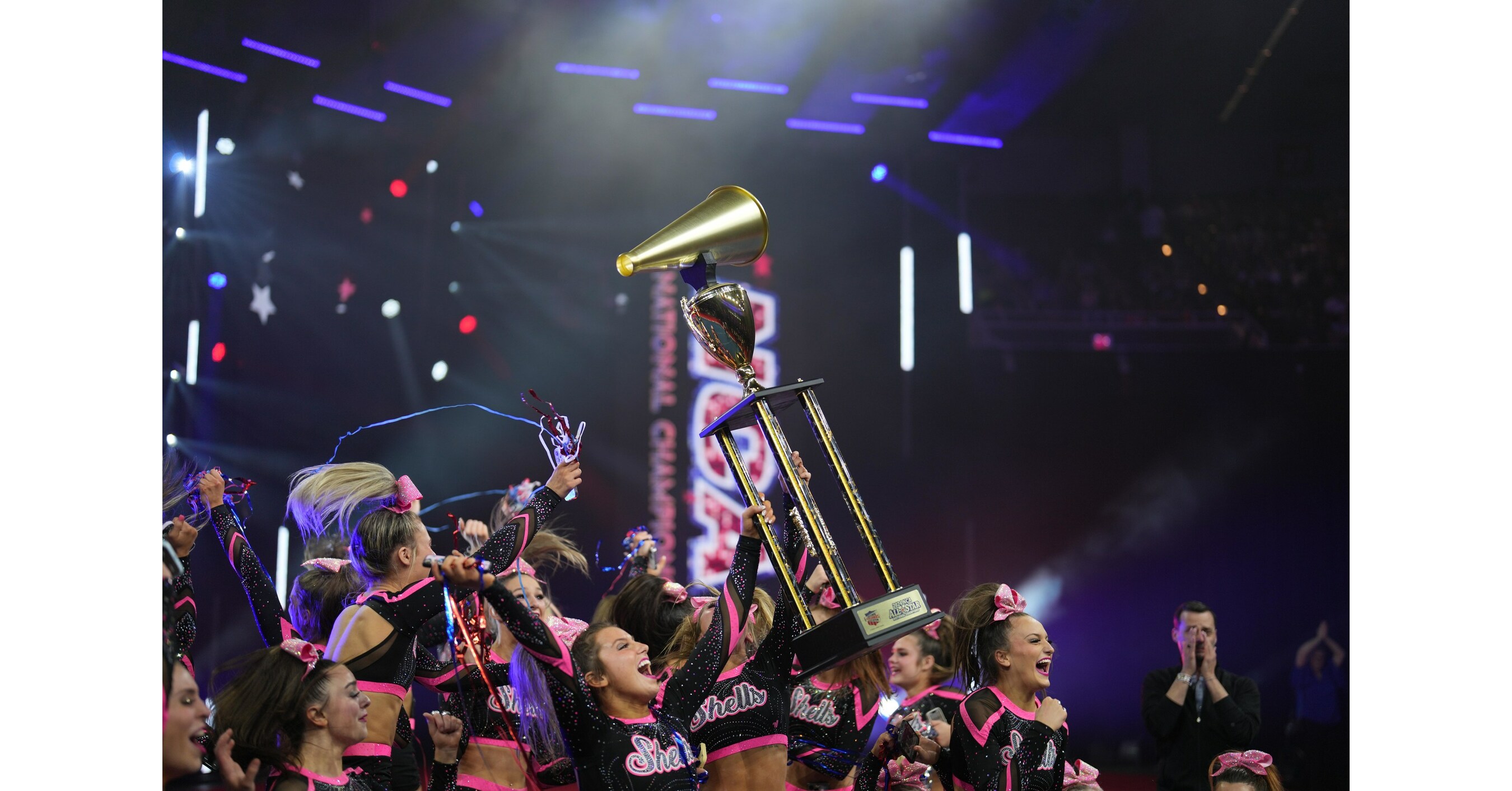 VARSITY SPIRIT ANNOUNCES WINNERS OF THE LEAGUE BY VARSITY ALL STAR ...