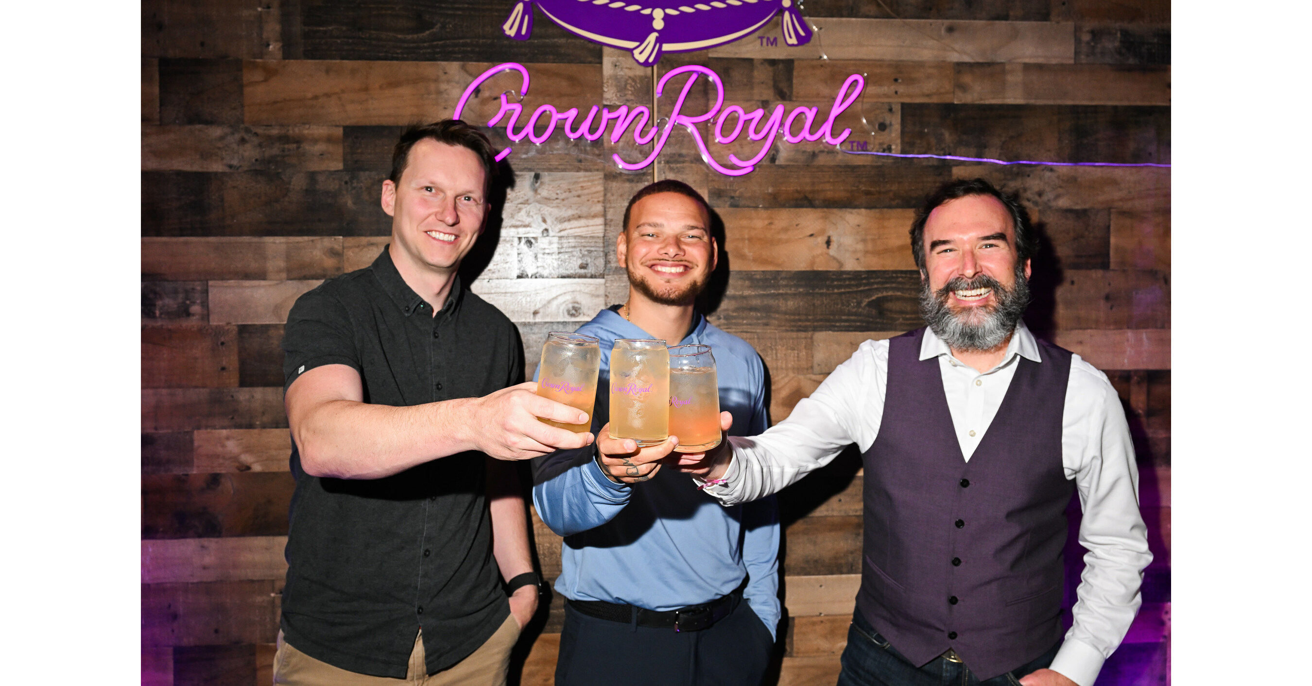 CROWN ROYAL JOINS 2X ACM ENTERTAINER OF THE YEAR NOMINEE KANE BROWN AS ...