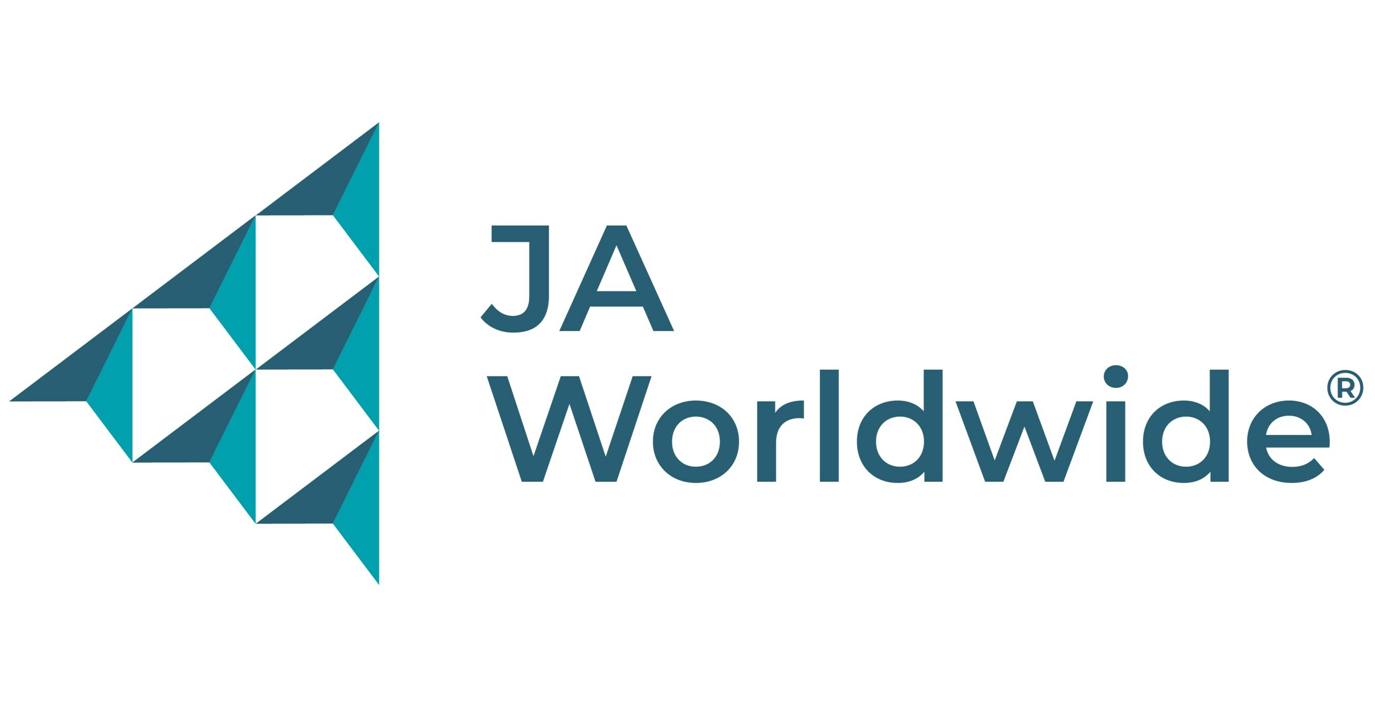 Students from JA Greece Win 2024 De La Vega Global Entrepreneurship Award