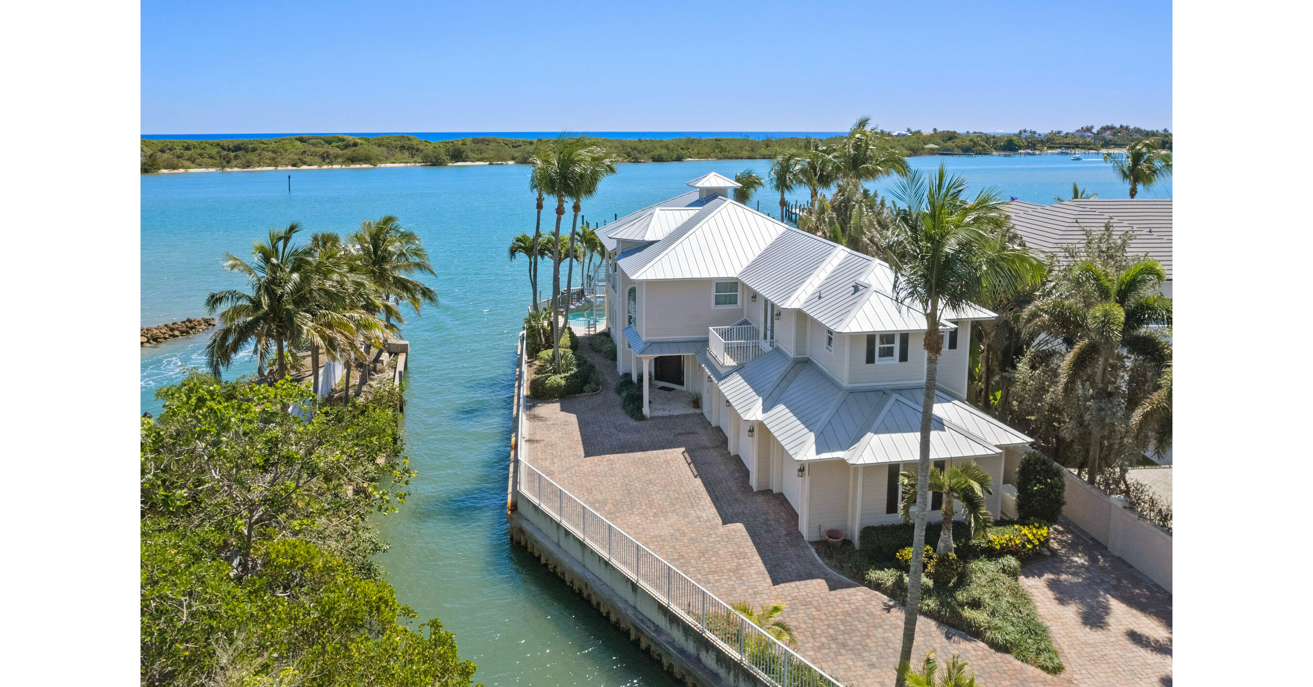 Unique Waterfront Property with Extensive Dockage Listed for $8 Million ...