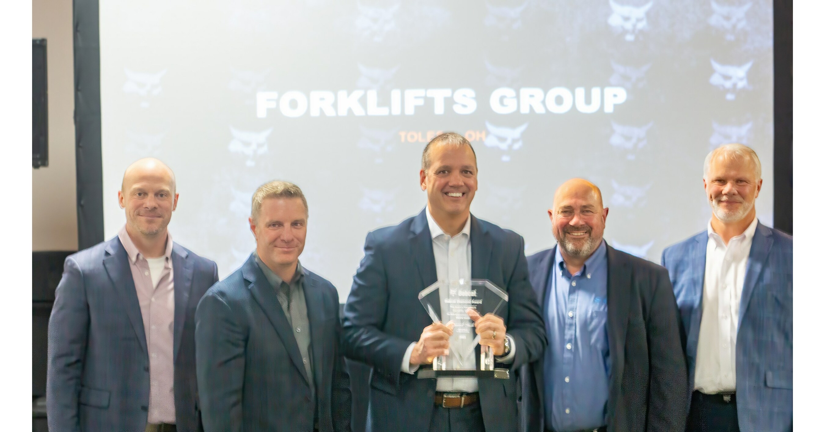 Forklifts Group Earns Prestigious Diamond Award from Bobcat Company