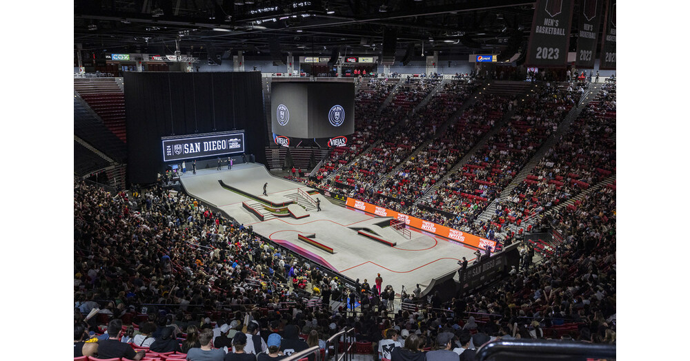 Monster Energy's Rayssa Leal Takes First Place in the Women's ...