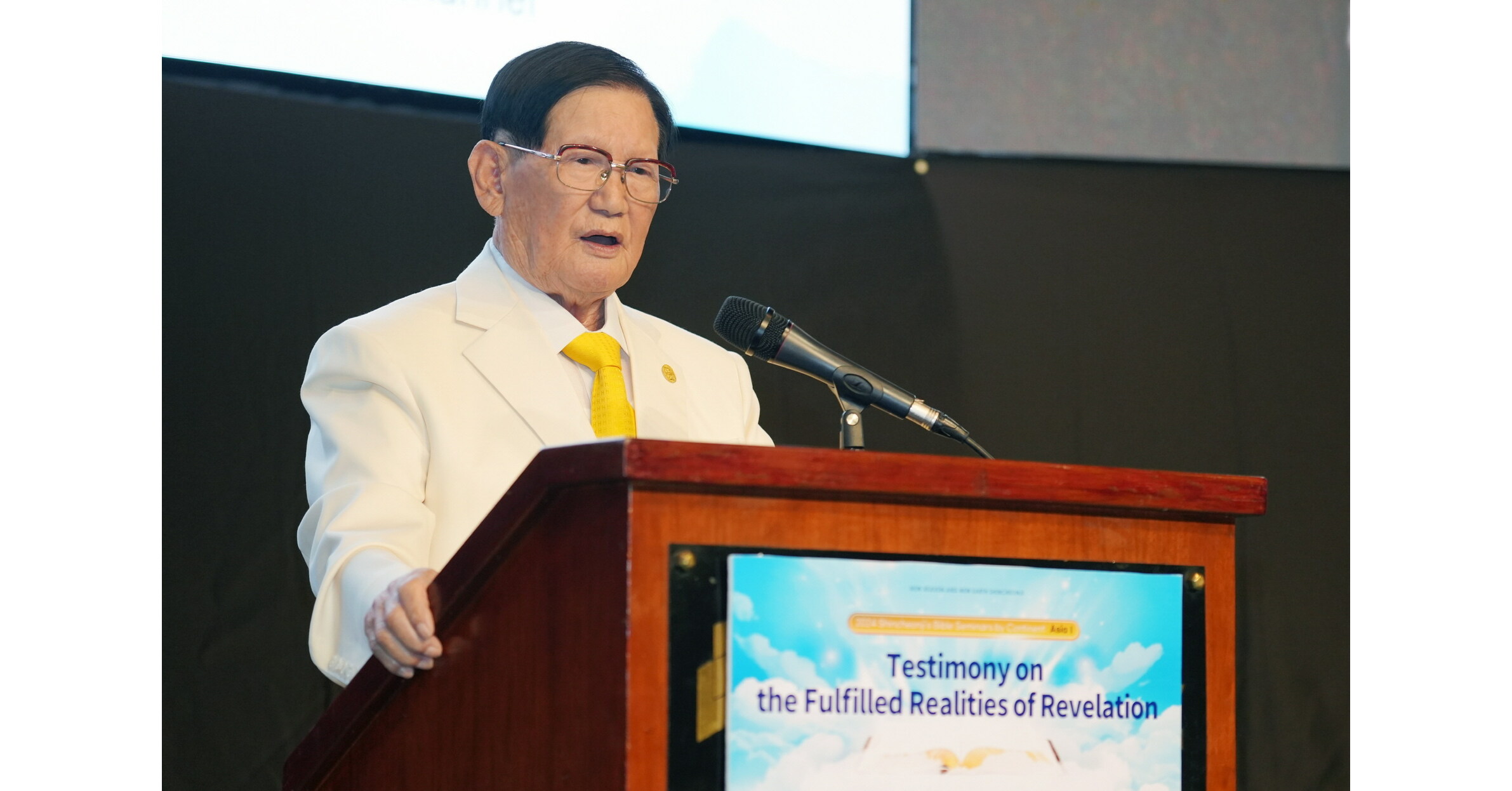 Shincheonji's Chairman Man-hee Lee Hosts Bible Seminars by Continent ...