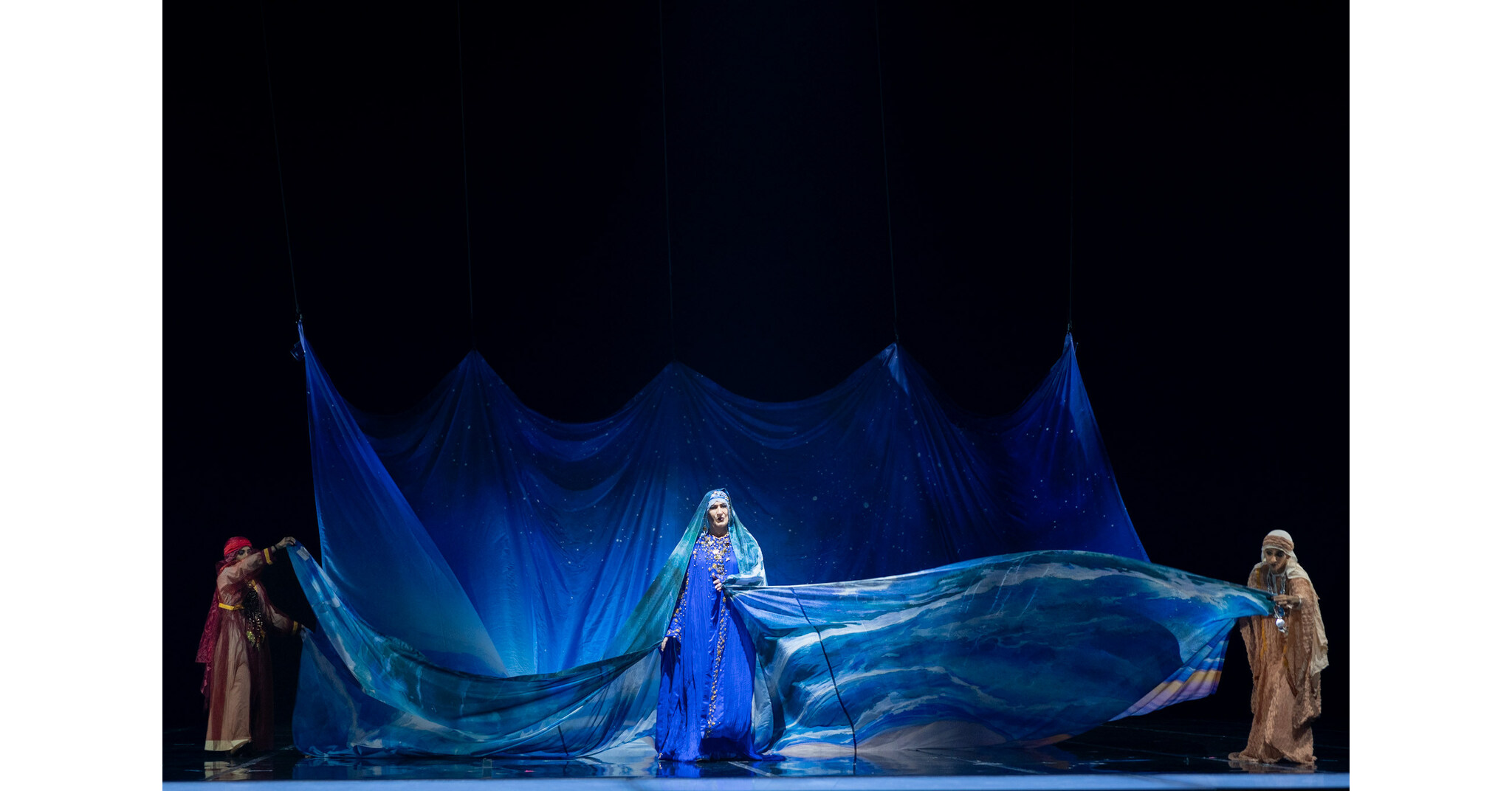 Zarqa Al Yamama - die erste vom Königreich Saudi-Arabien produzierte ...