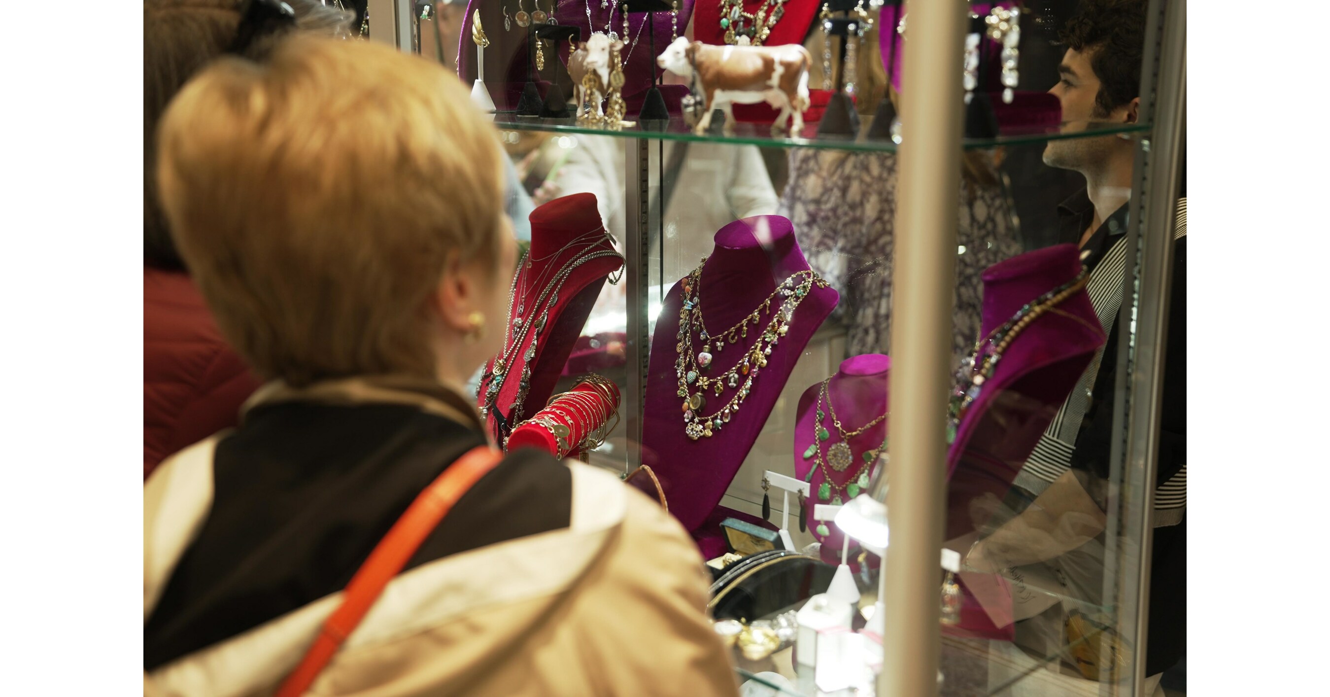 For Exquisite Finds, the NYC Spring Jewelry and Object Show Unearthed ...