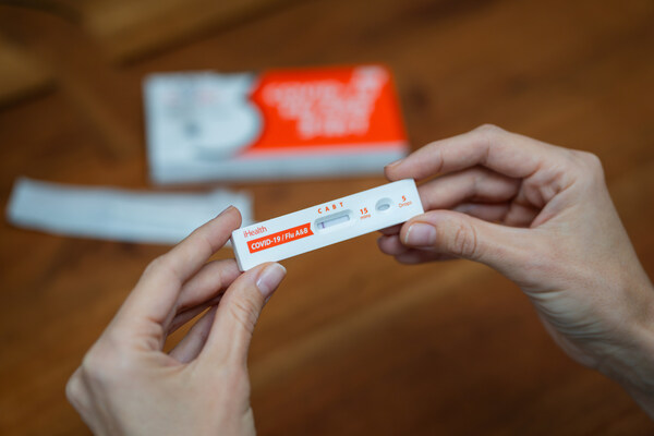 iHealth Unveils Breakthrough 3-in-1 At-Home 15-Minute Antigen Test for ...