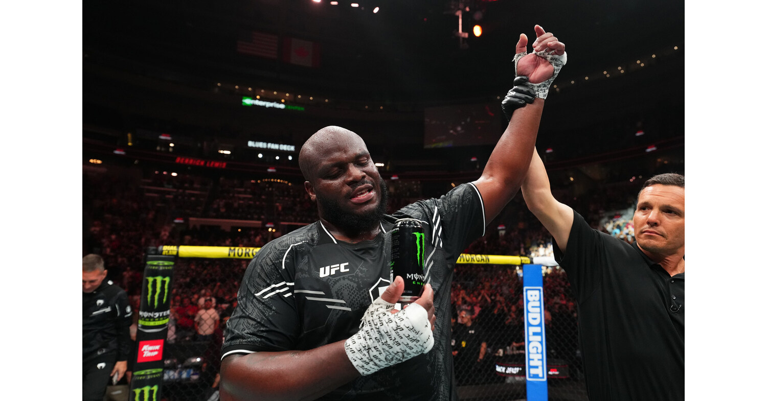 Monster Energy's Derrick Lewis Knocks Out Rodrigo Nascimento at UFC ...