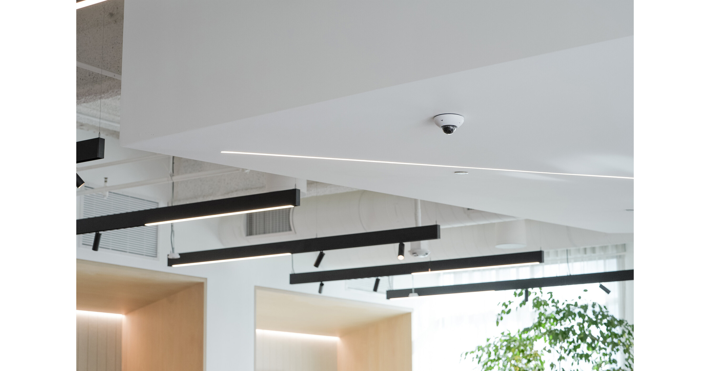 Verkada Awarded Prestigious Red Dot Design Award Across Multiple Products