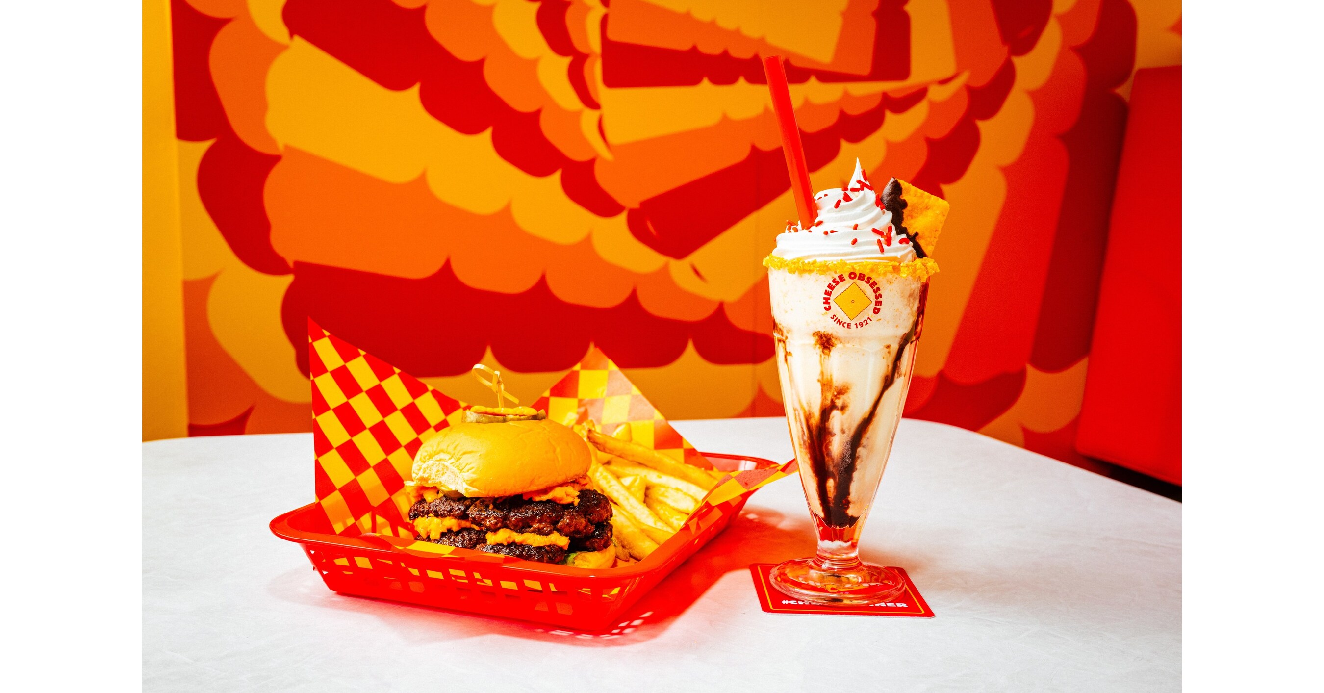 CHEEZ-IT® OPENS THE CHEEZ-IN DINER SERVING A FULL MENU OF DELICIOUS ...