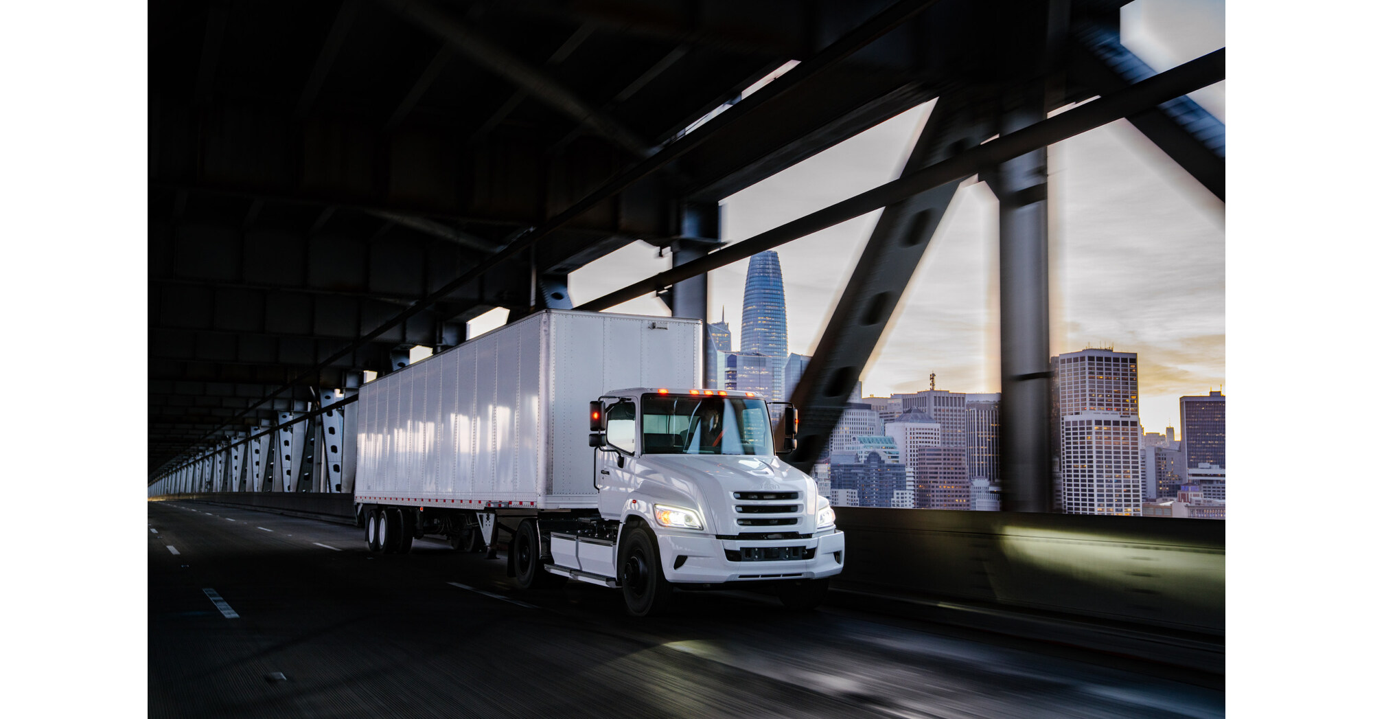 HINO TRUCKS ANNOUNCES EXCLUSIVE DISTRIBUTION AGREEMENT FOR TERN TRUCKS