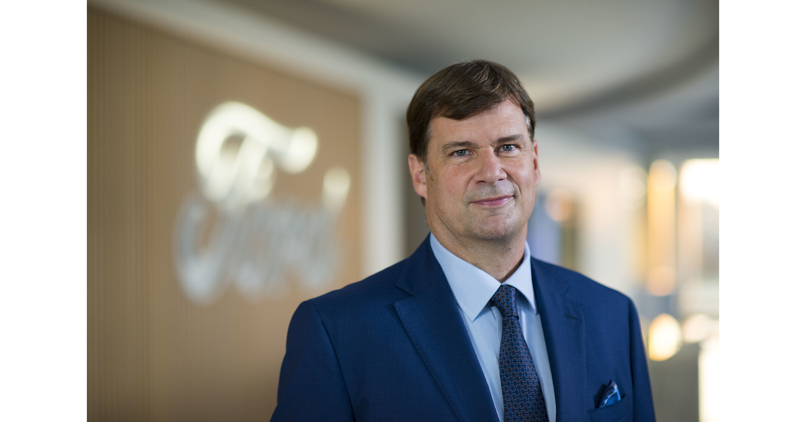 FORD CEO JIM FARLEY JOINS MDK MOTORSPORTS TO COMPETE IN ALL-NEW MUSTANG ...