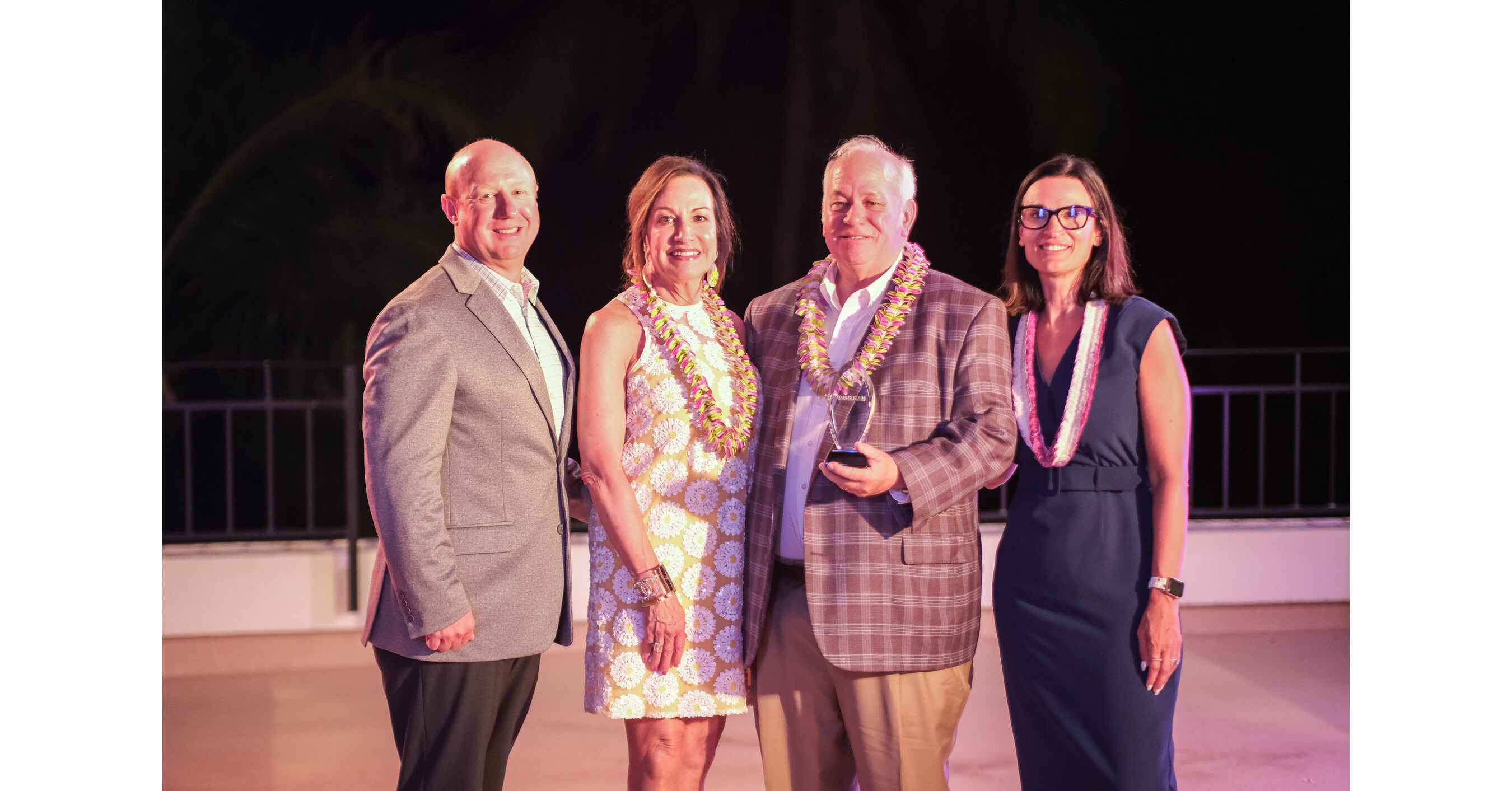 IC Bus Announces 2023 Dealer of the Year and Pursuit of Excellence ...