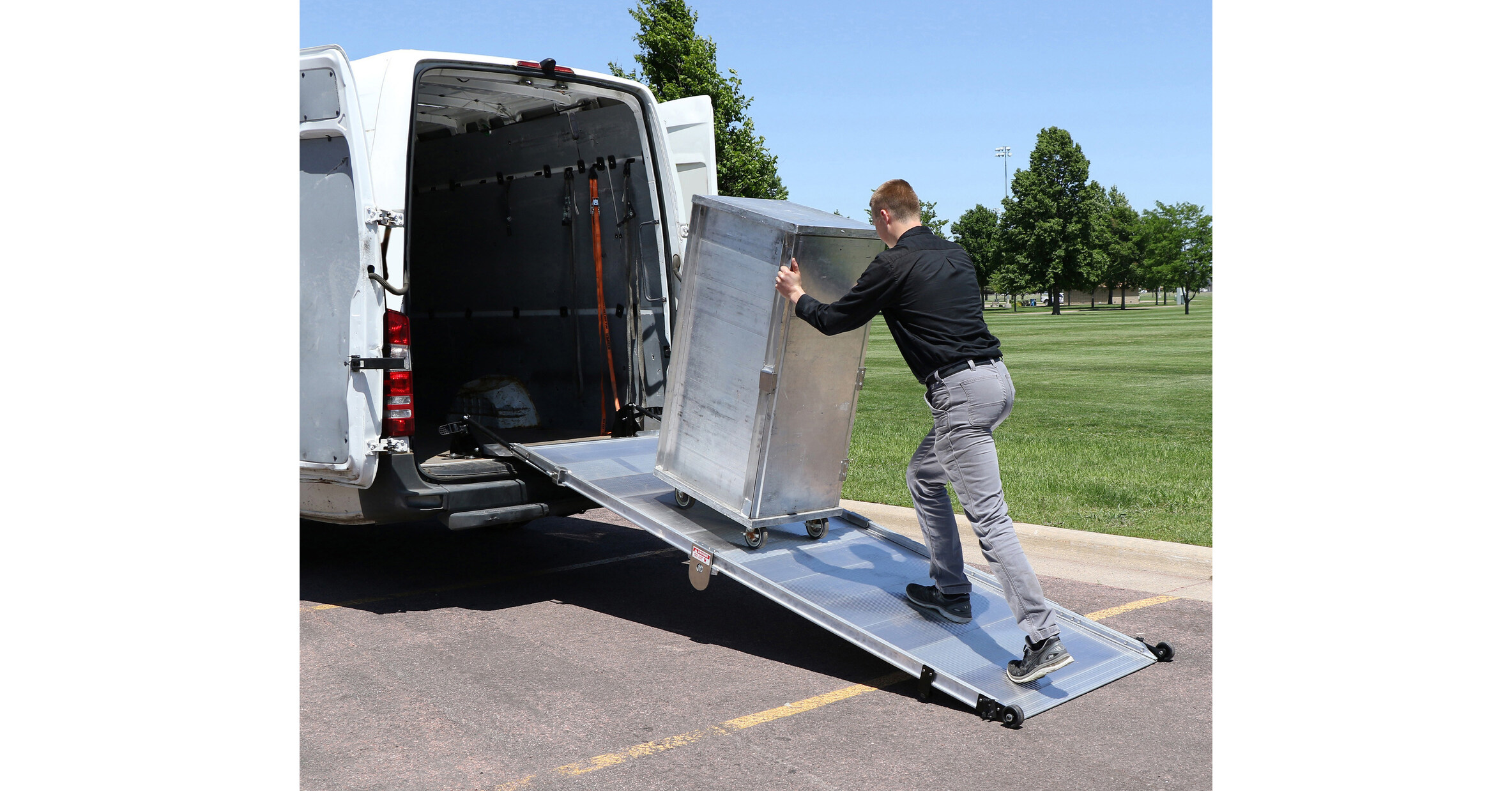 Link Launches Production of Improved LB20 Loading Ramp Design