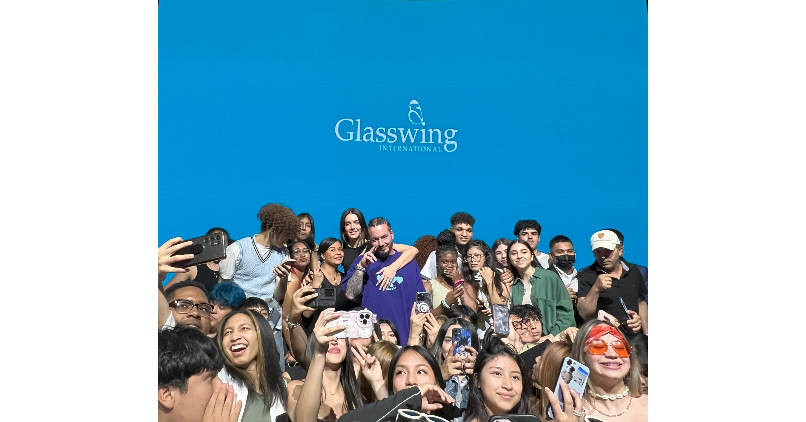 Youth Mentor Valentina Ferrer and global superstar J Balvin celebrate ...