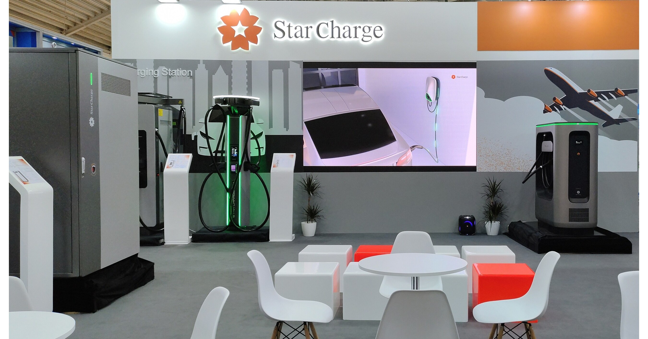 Smarter E Europe 2024: StarCharge Showcases Innovative Solutions on Day One