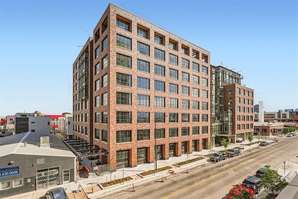 200,000-SF Class AA Paradigm River North Office Building Opens in RiNo ...