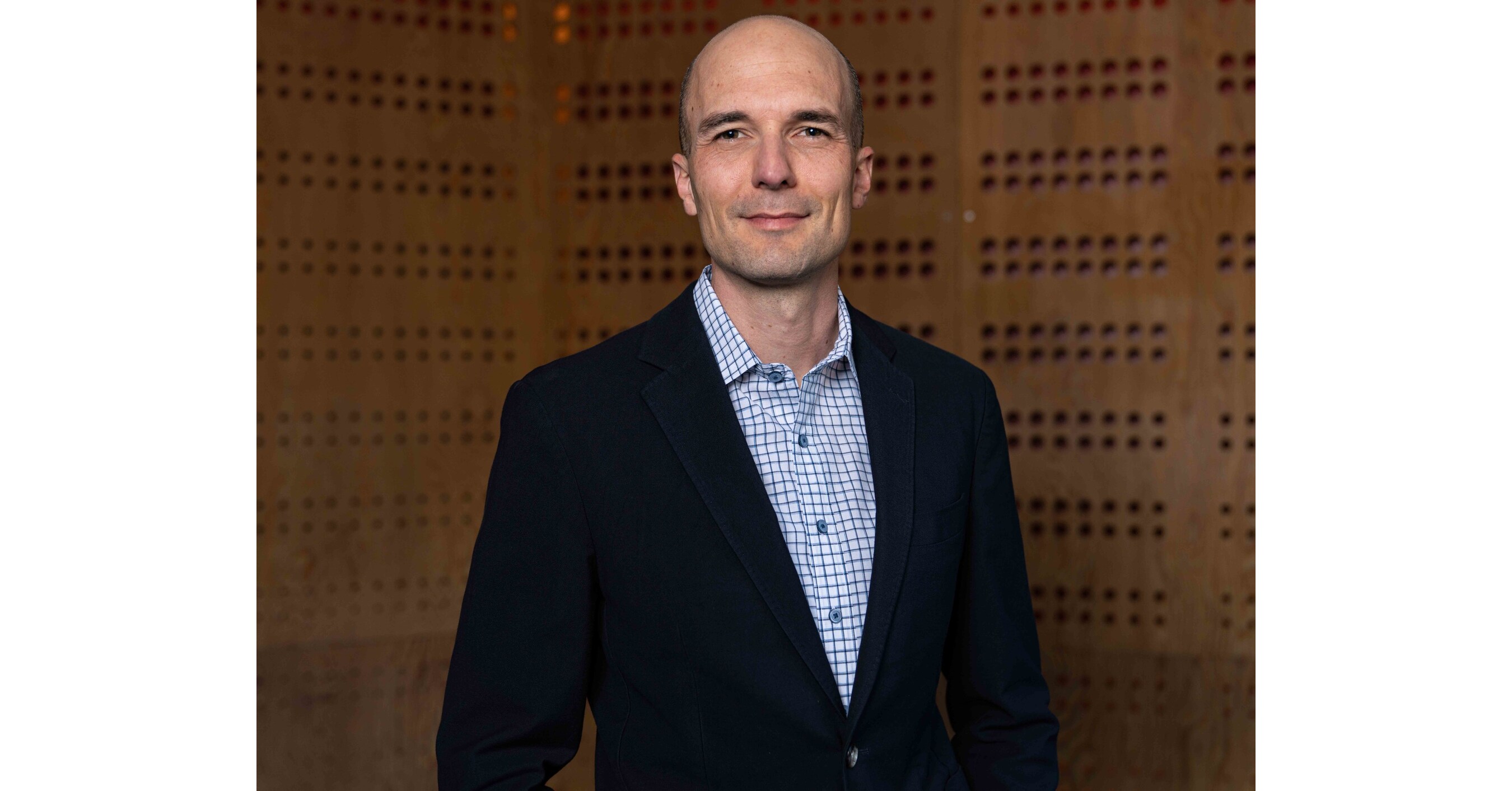 CHIPOTLE ANNOUNCES RETIREMENT OF CFO JACK HARTUNG IN 2025