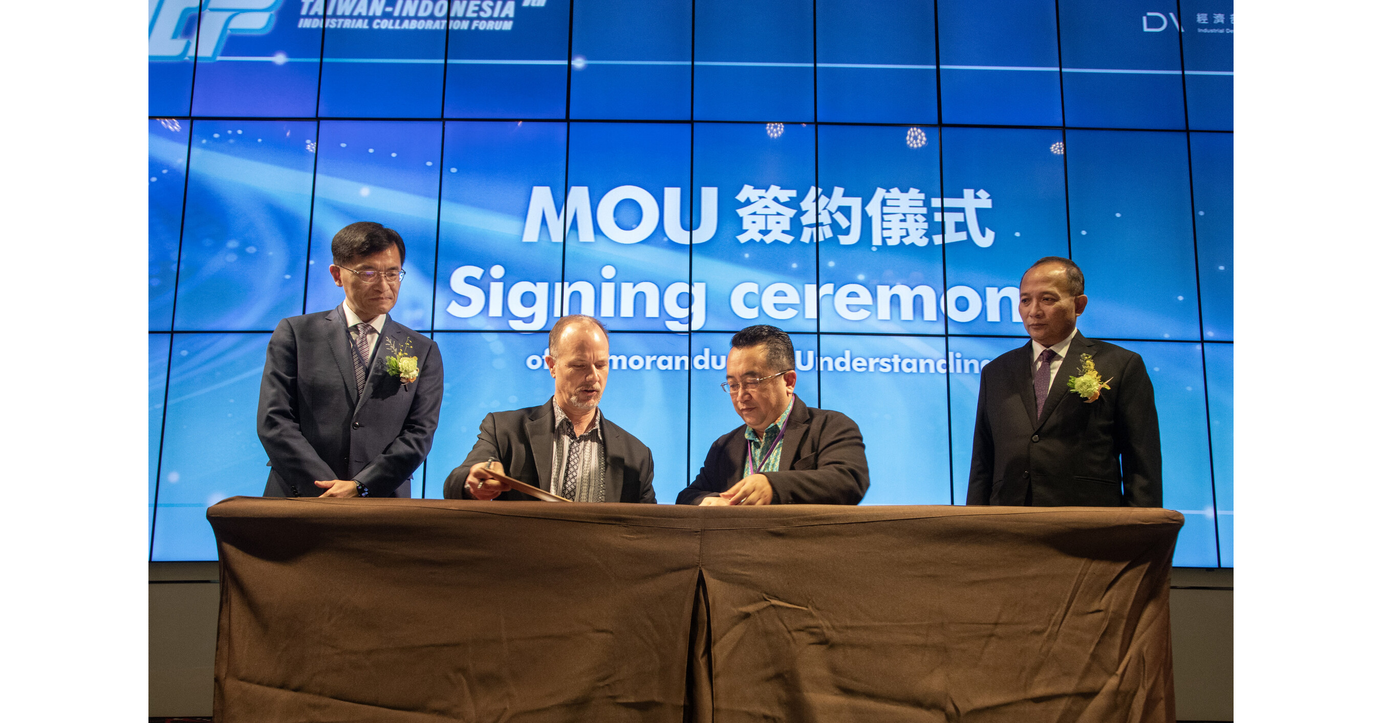 Delta Indonesia Signs MOU with Domestic Electronics Brand Polytron to ...