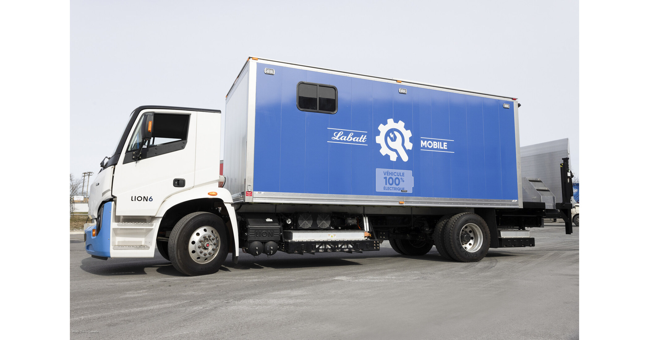 Labatt Unveils Its First Zero-Emission Mobile Repair Truck