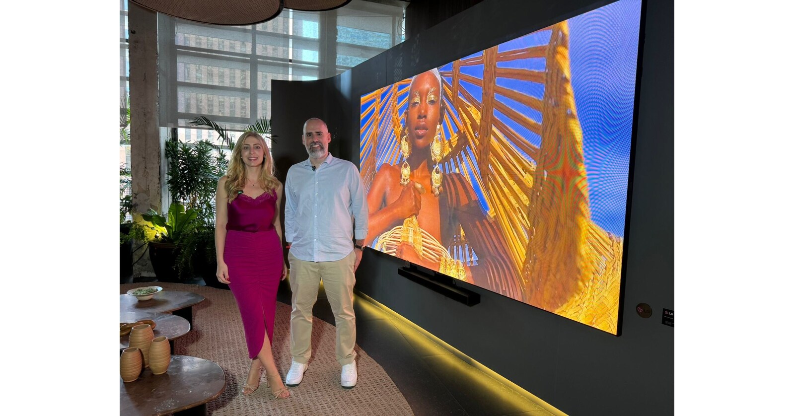 LG e Fernanda Rubatino criam cinema residencial na CASACOR