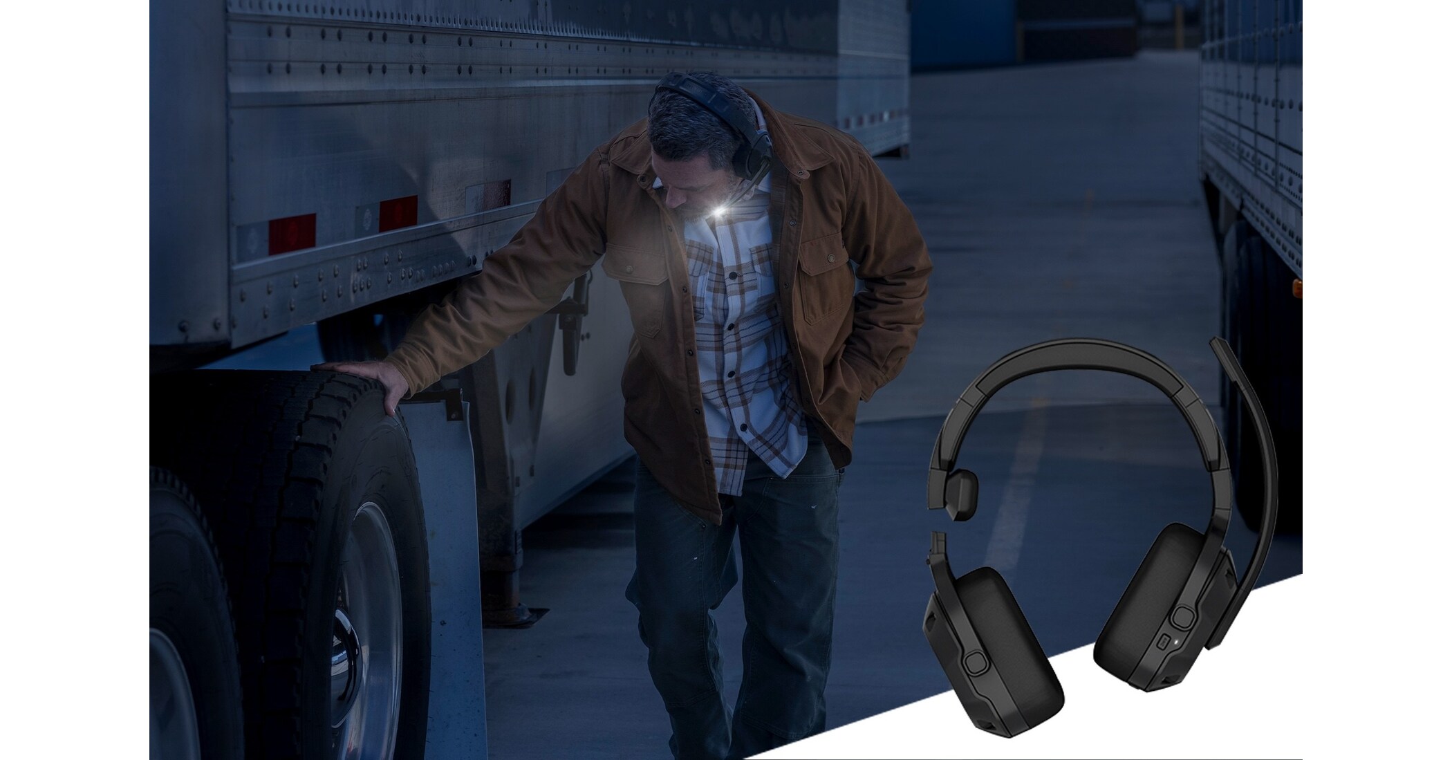 Garmin adds innovative LED flashlight to next-gen dēzl Headsets