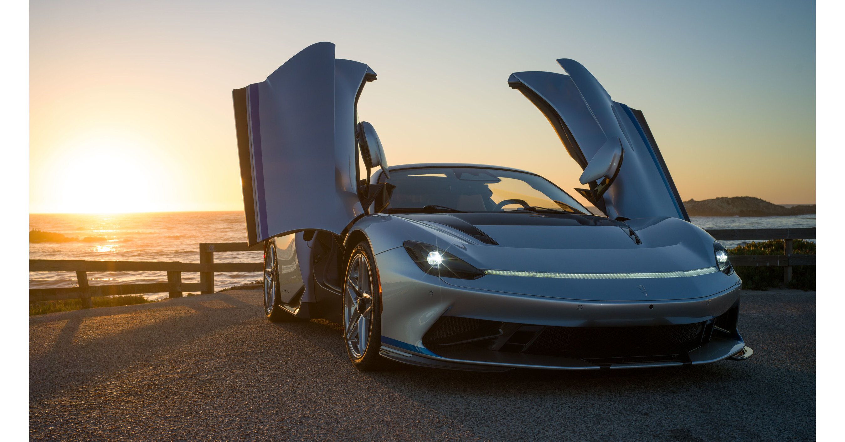 AUTOMOBILI PININFARINA BATTISTA TARGAMERICA: THE WORLD'S FIRST COACH ...