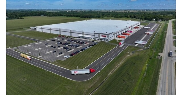 OLLIE'S CELEBRATES GRAND OPENING AND RIBBON CUTTING AT NEW ILLINOIS ...