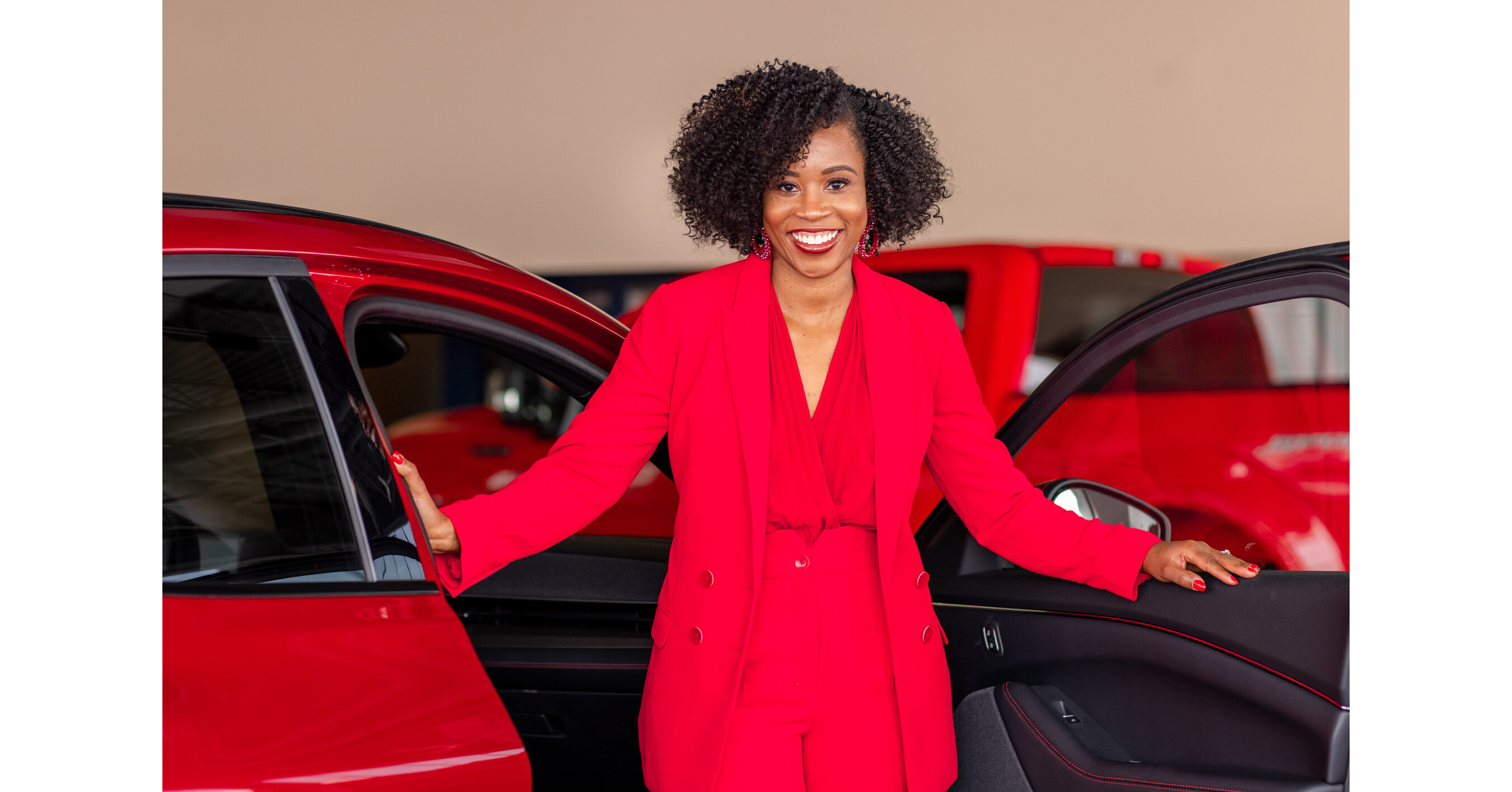 Illinois Auto Dealer Named the 2024 Ally Sees Her Award Winner for Her ...