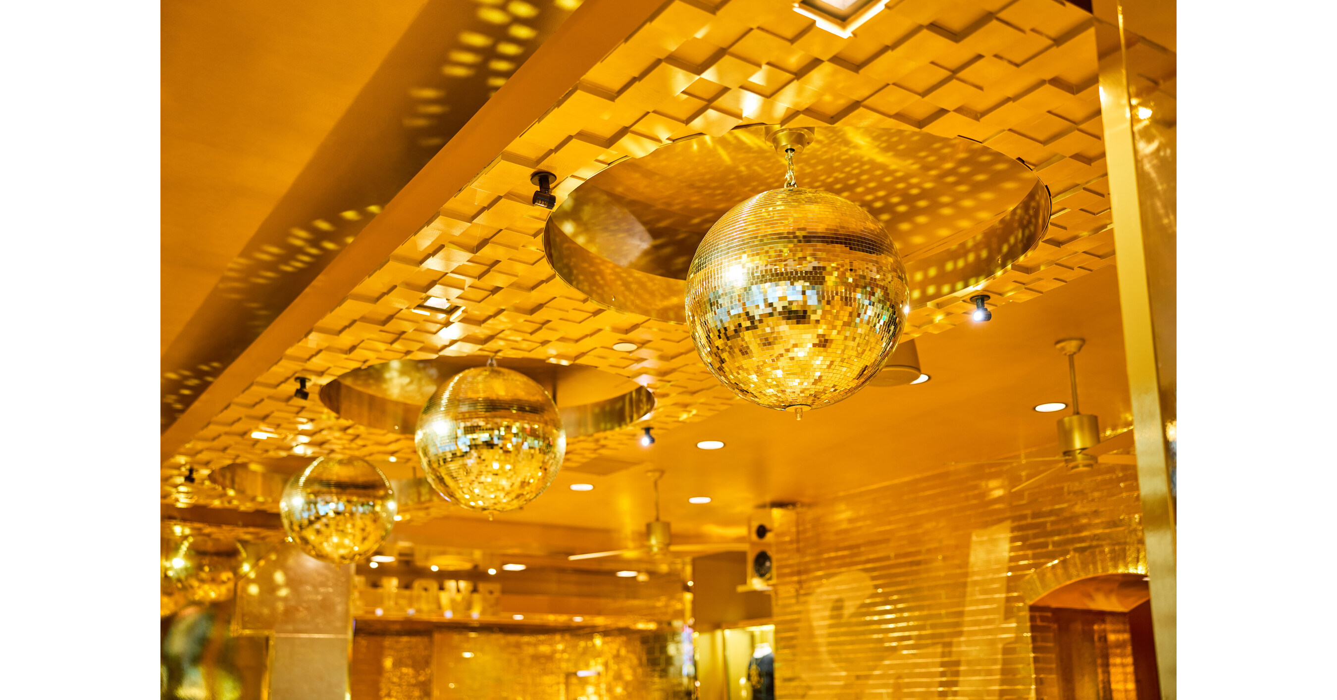 Boston Greats David "Big Papi" Ortiz and Jrue Holiday, and "golden hour ...