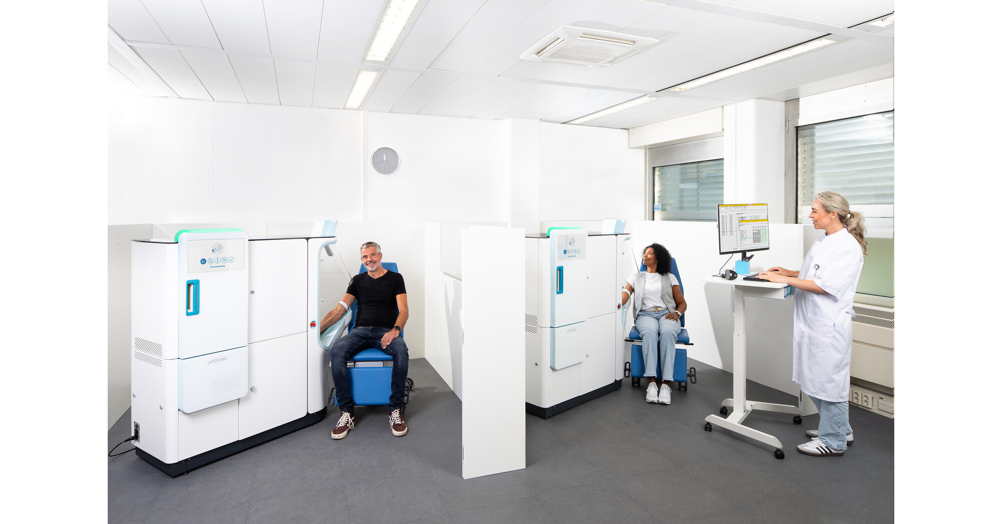 Vitestro Achieves CE Marking for Autonomous Blood Drawing Device