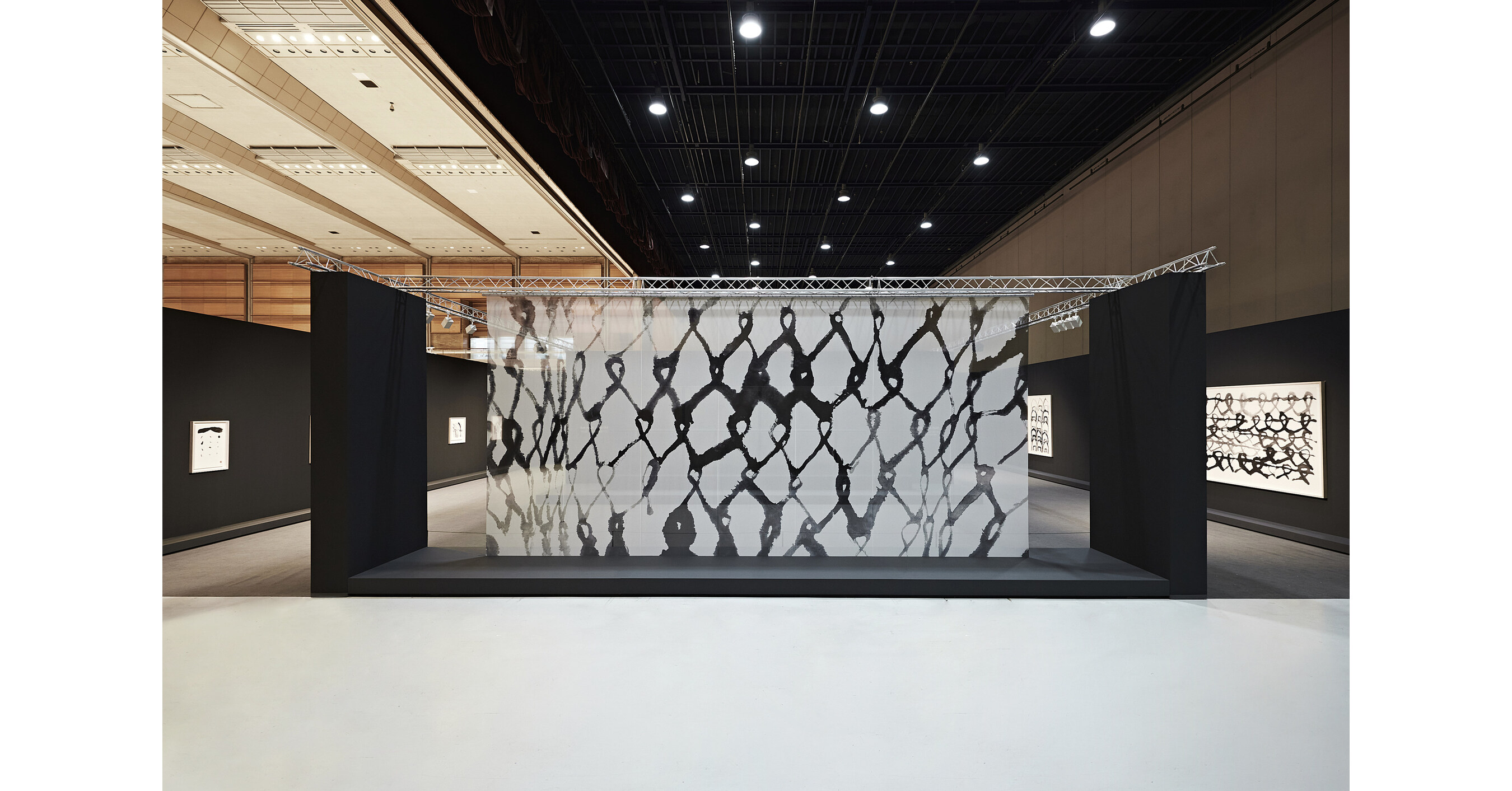 LG'S TRANSPARENT OLED TVS BECOMES THE DIGITAL CANVAS FOR KOREA'S MASTER ...