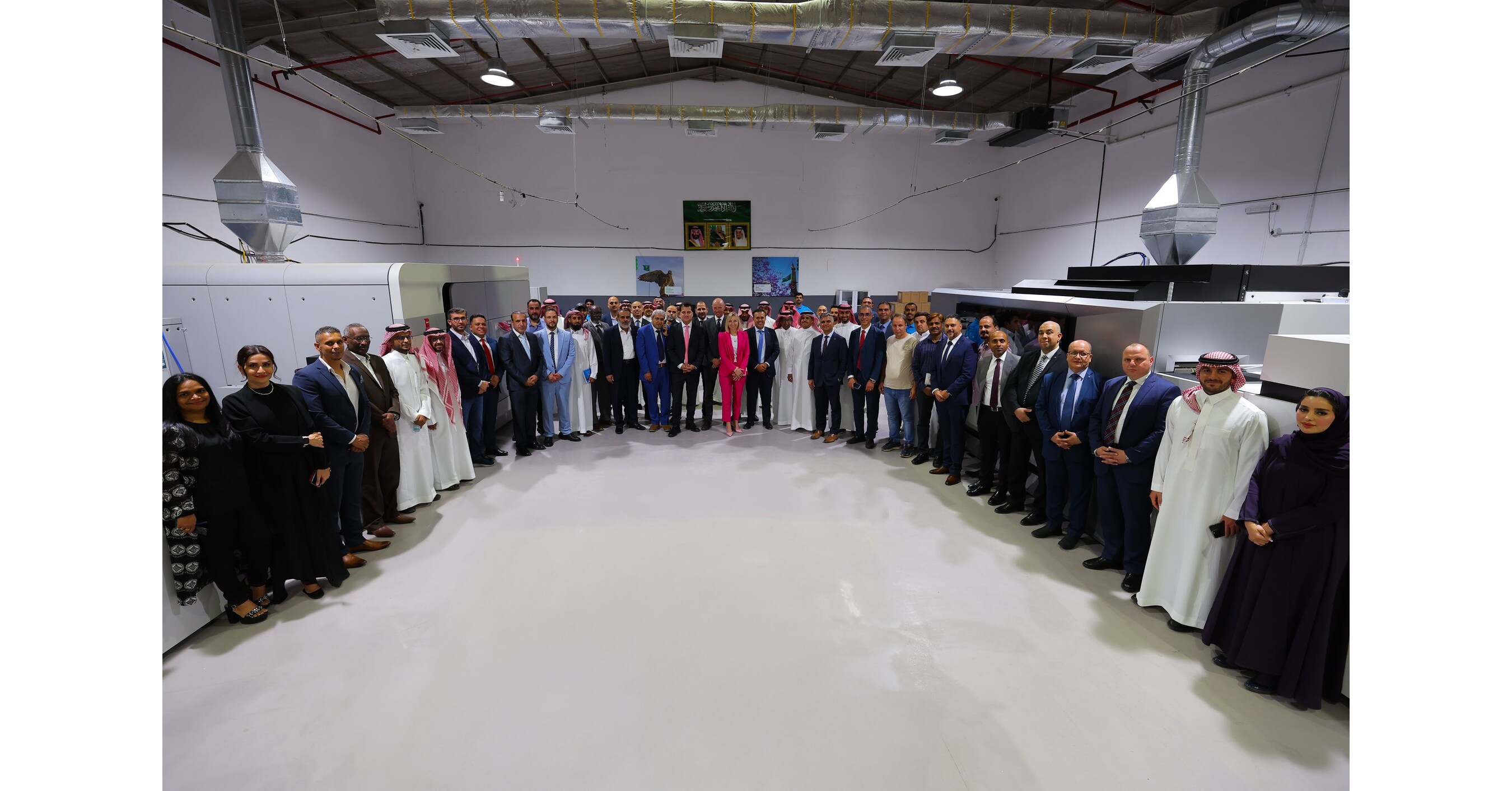 Tenaui opens Middle East's largest digital commercial printing press ...