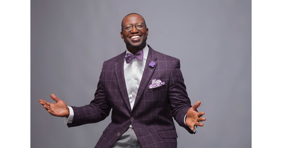 Comedian Mike Goodwin Helps Dads Laugh Through Their Challenges with ...