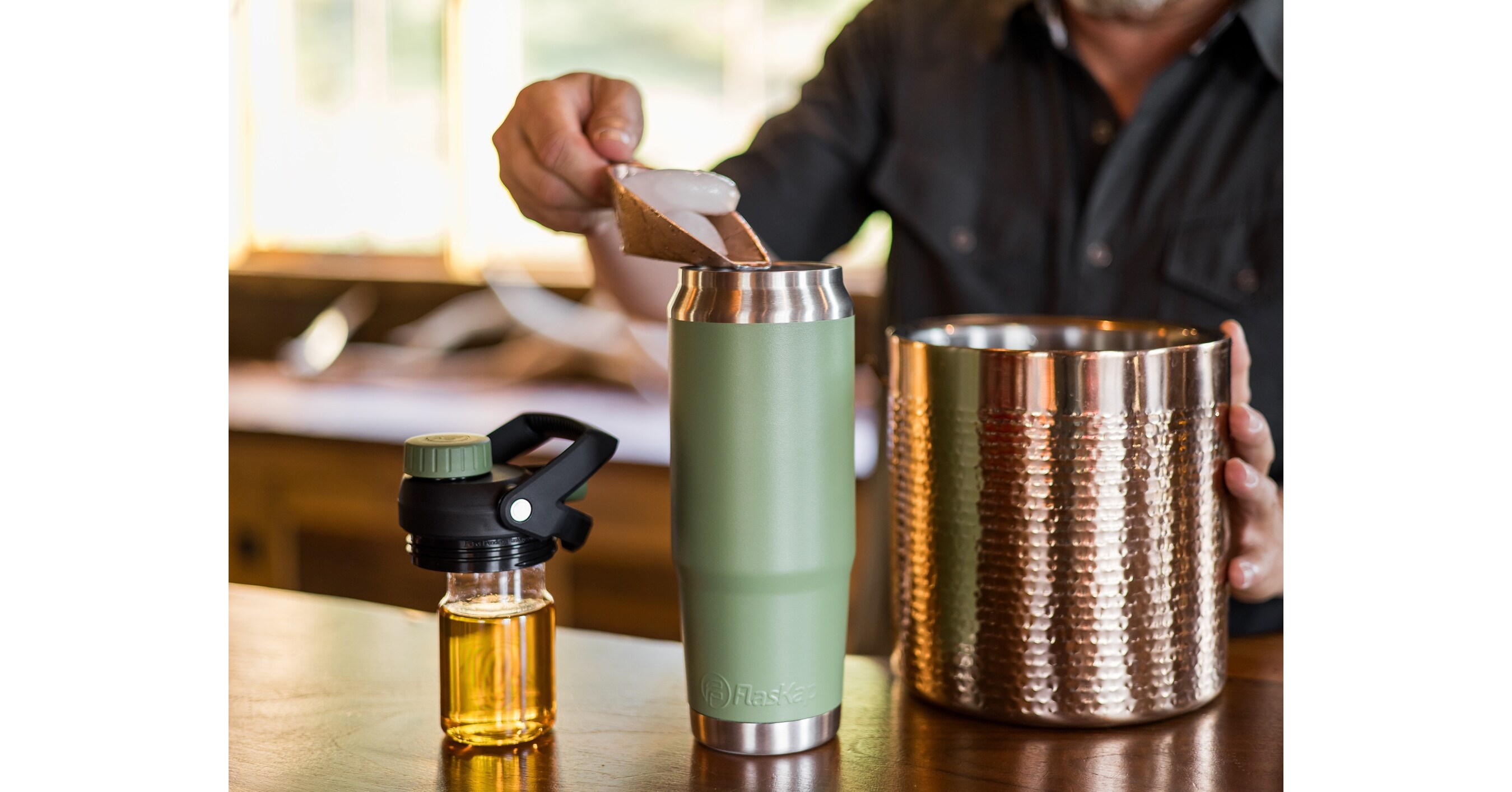 FlasKap's Innovative FreePour Drinkware Expands with Cup Holder Design ...