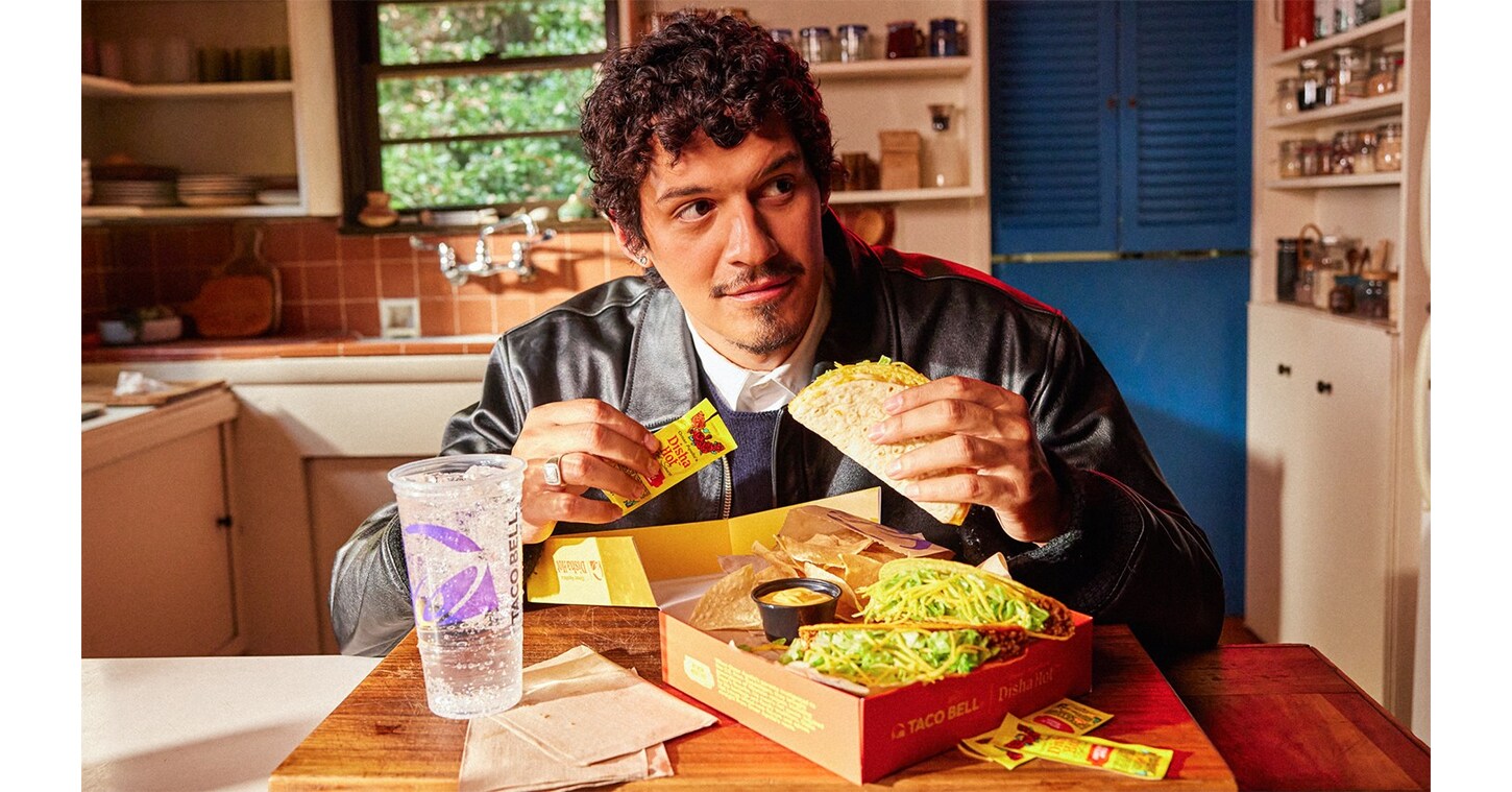 Taco Bell® Adds New Hot Sauce Packet to its Lineup: Omar Apollo's ...