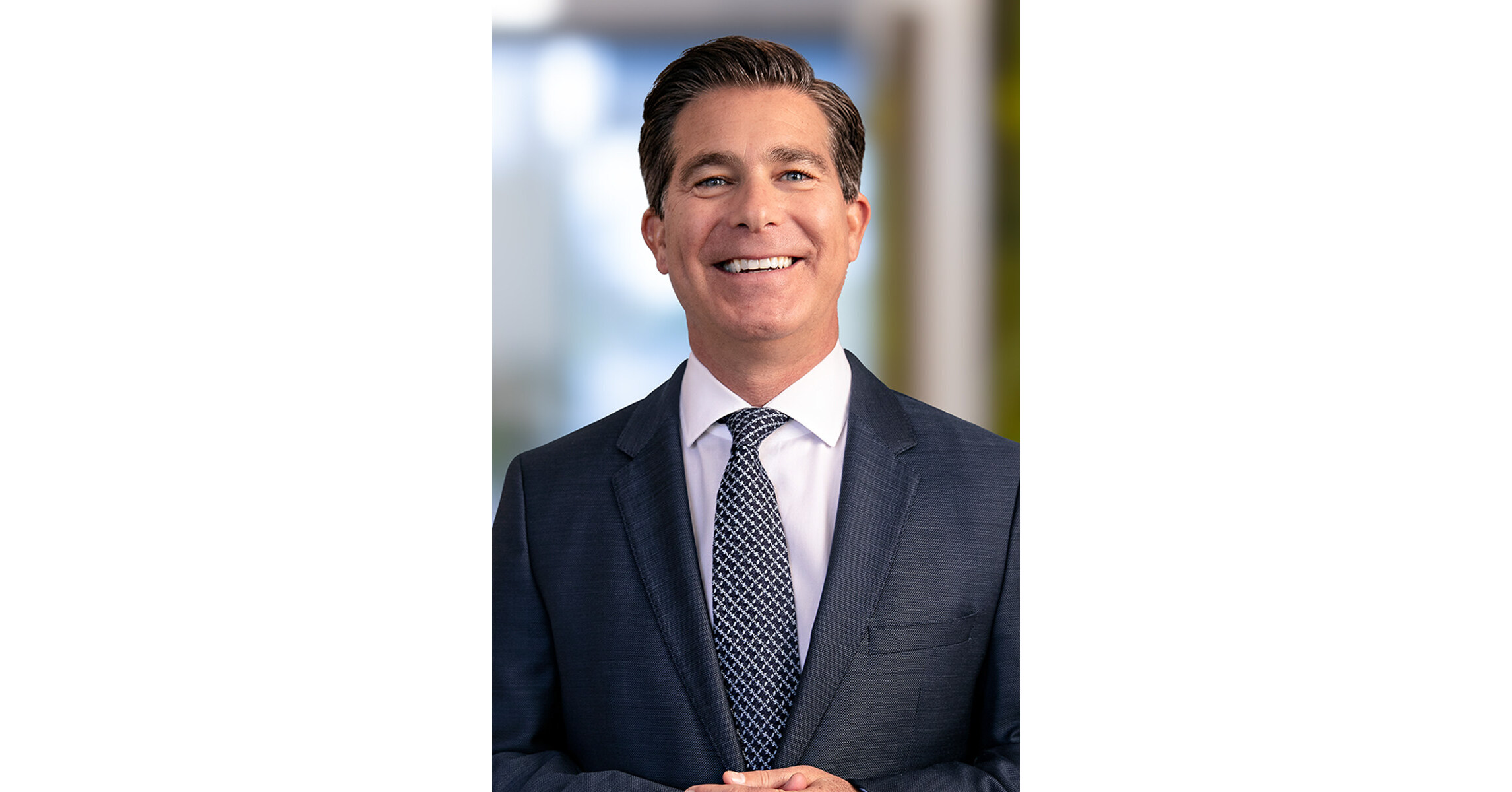 Financial Visionary Ross Gerber to Speak at Benzinga Cannabis Capital ...