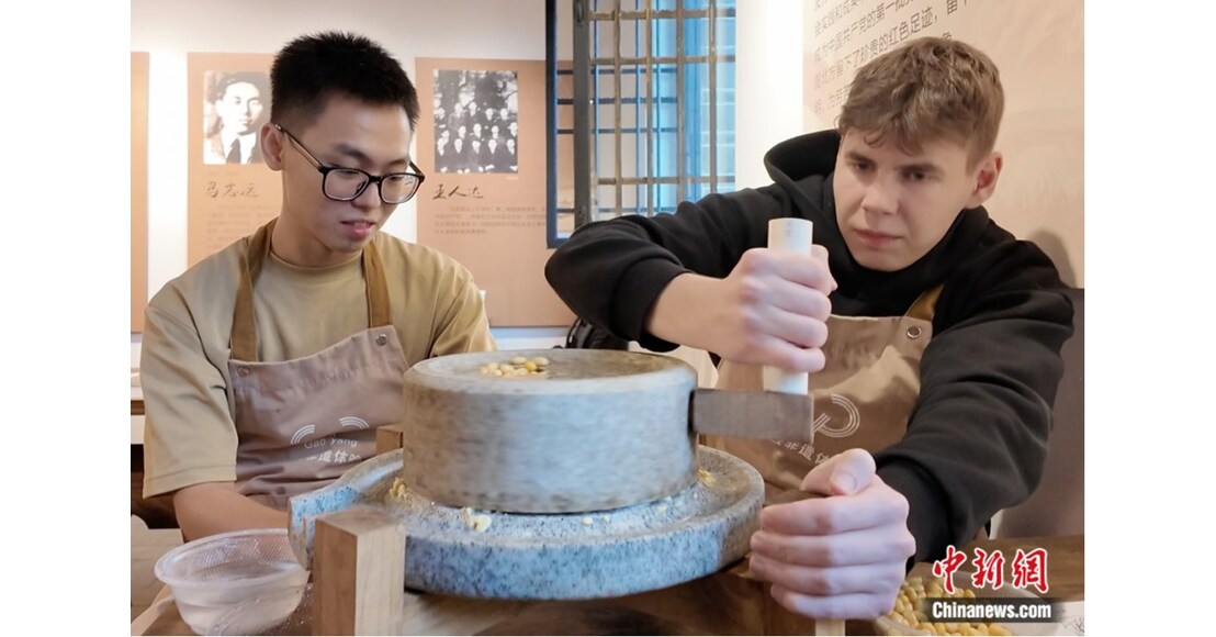 International students amazed by local tradition, culture in visit to ...