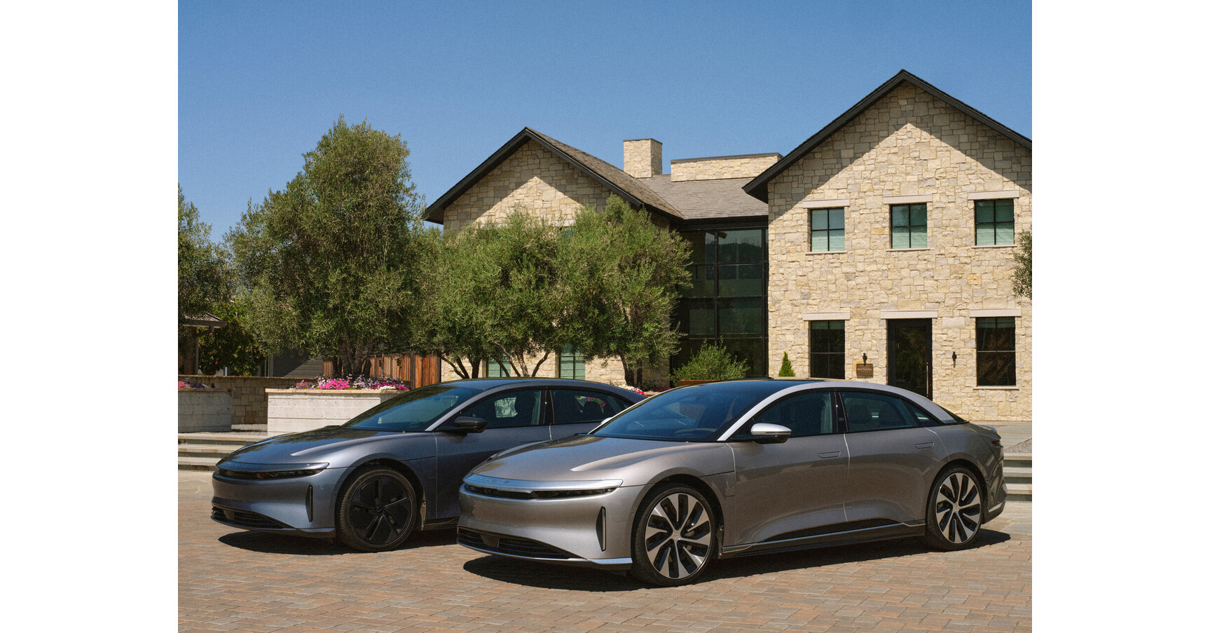 Four Seasons and Lucid Team Up to Offer Guests Sustainable Driving ...