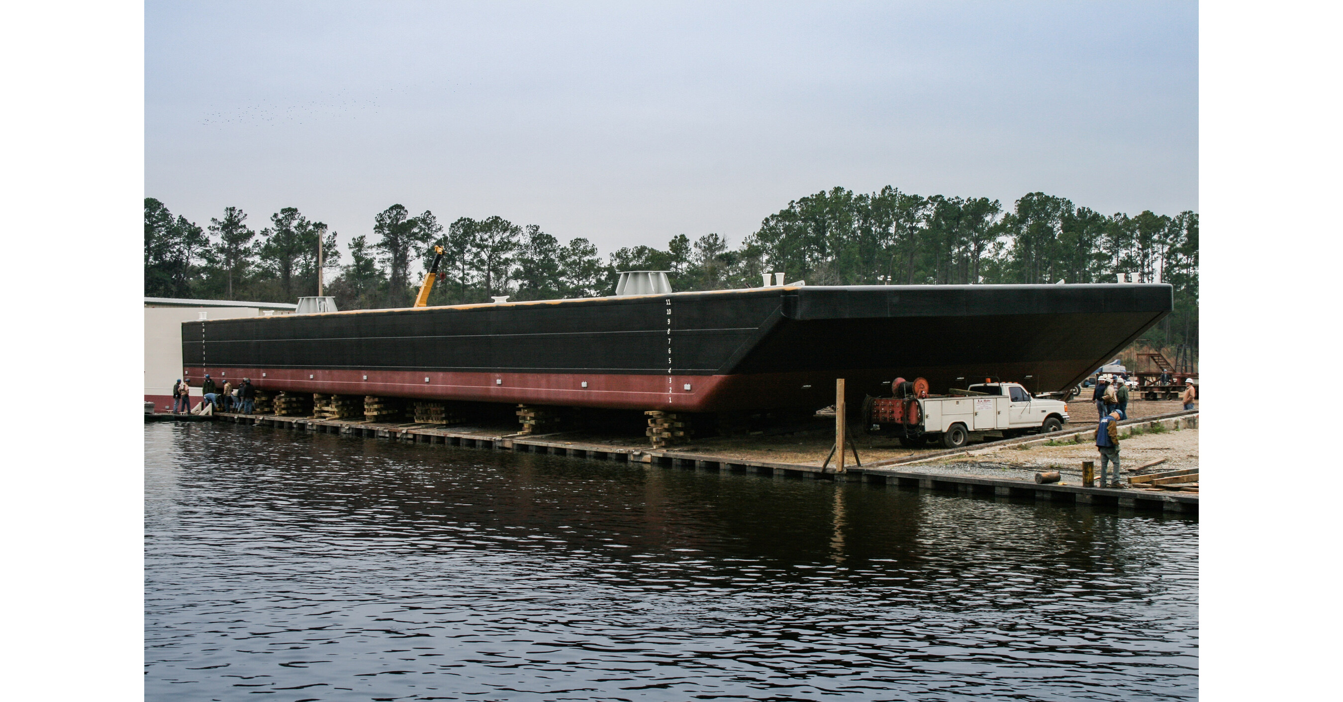 St. Johns Ship Building Signs Contract with Mobro Marine, Inc. for Two ...