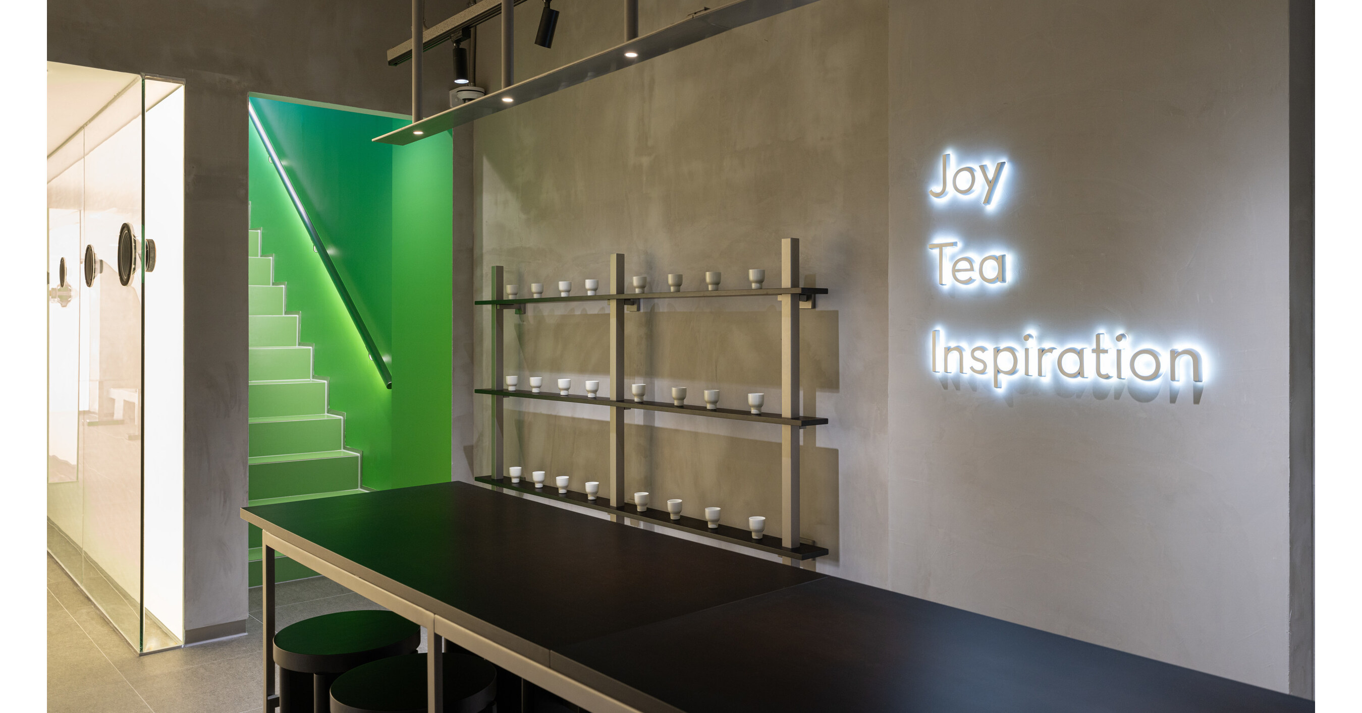 HEYTEA Opens Its First Concept Store in Myeongdong, Seoul
