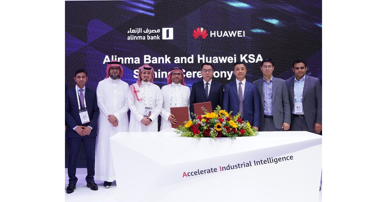 Huawei and Alinma Bank Establish Strategic Partnership at GITEX GLOBAL 2024