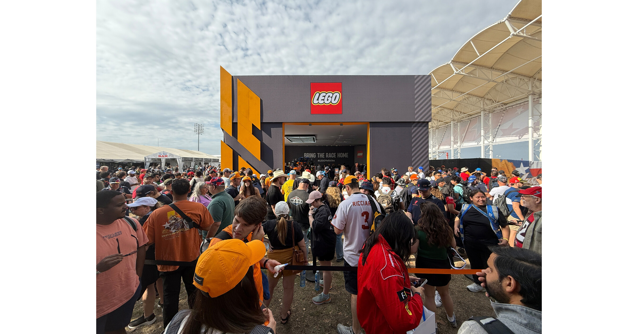LEGO® EXPERIENCE WITH McLAREN RACING DRIVES INTO UNITED STATES GRAND PRIX
