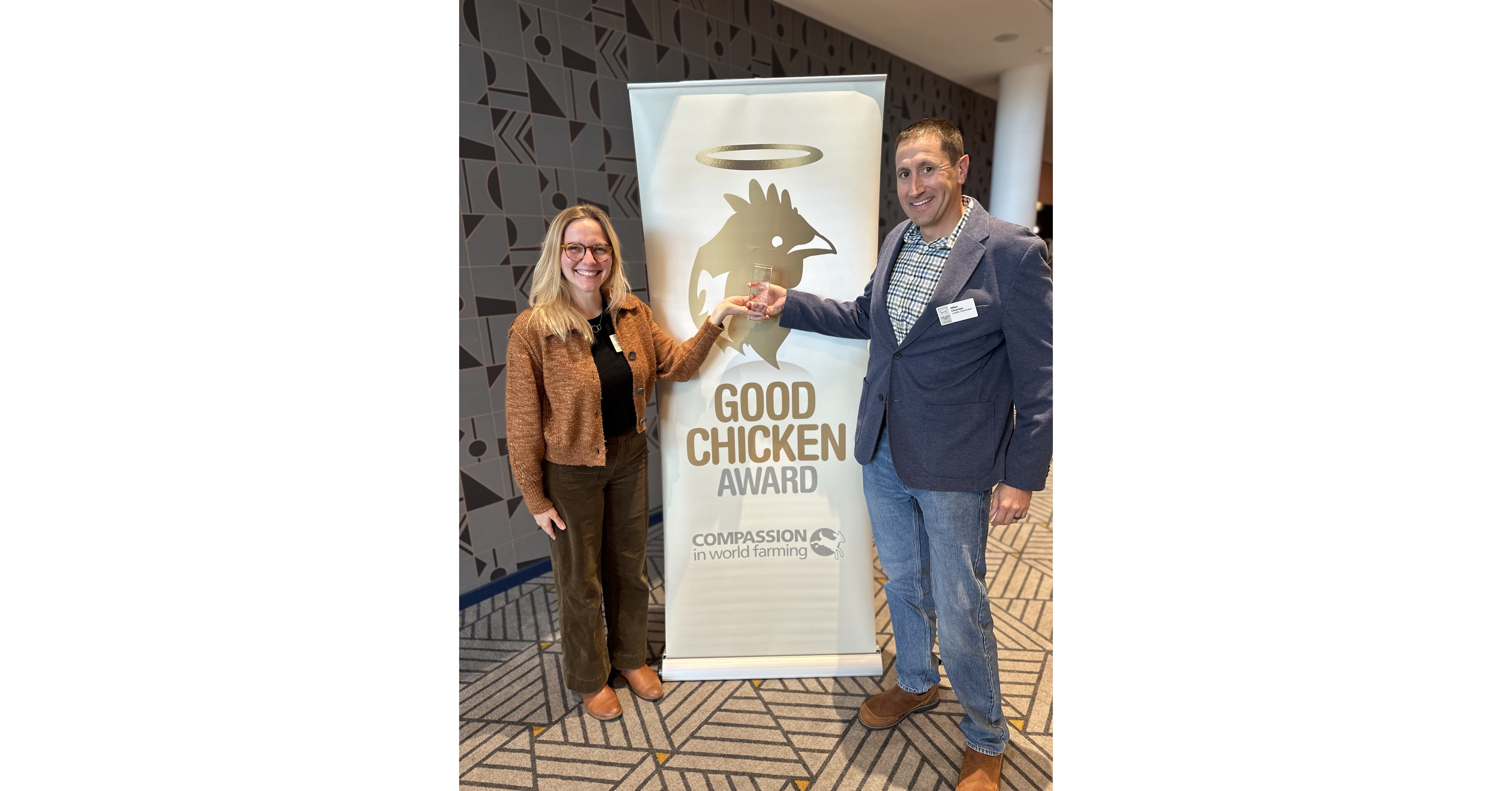 LaBelle Patrimoine Honored with Good Chicken Award from International ...