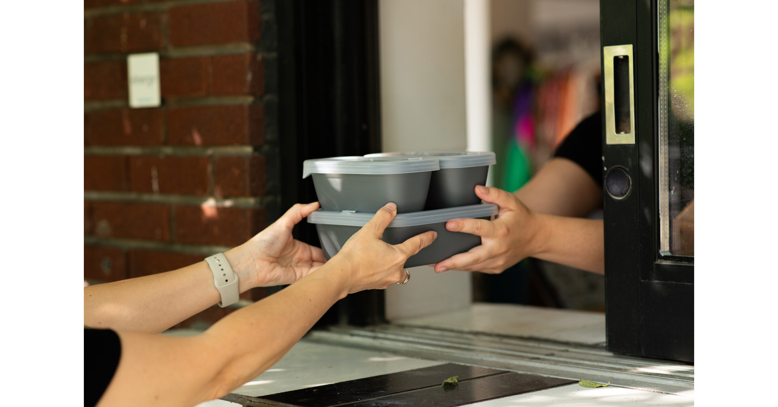 Reusable to-go containers, 100% Québécois!