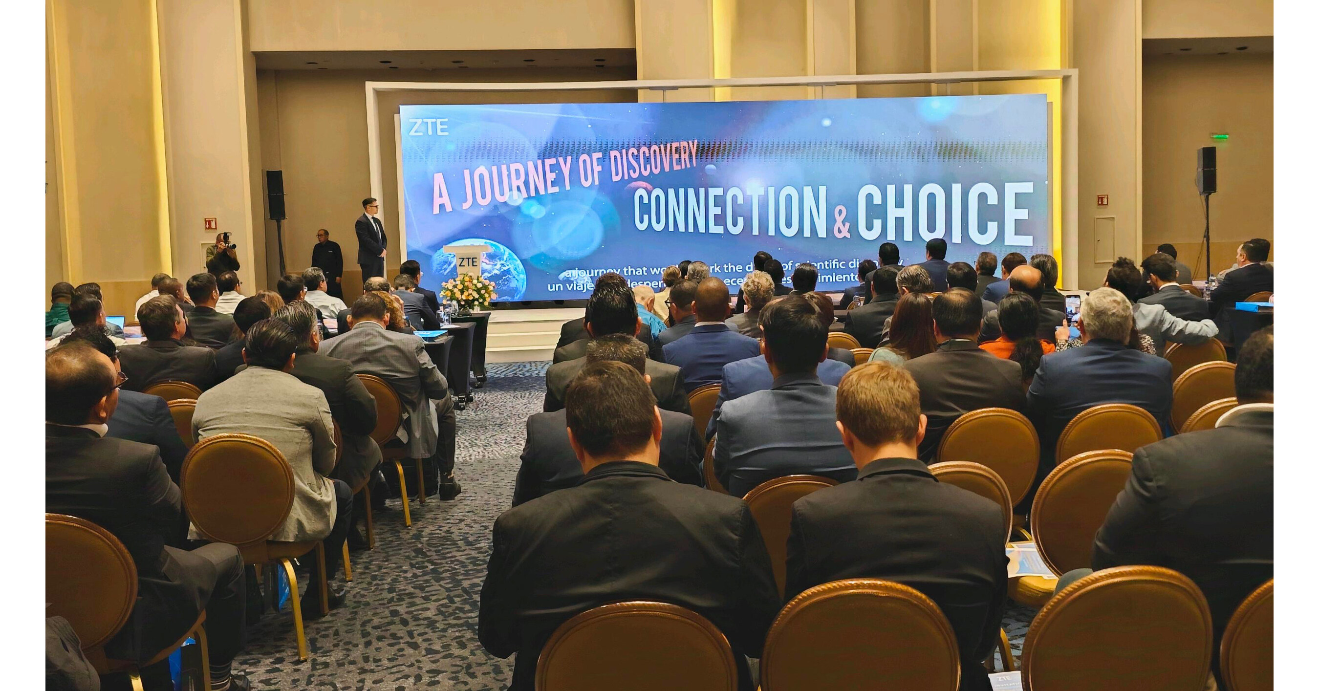 ZTE Bangun Basis Pemberdayaan Kolaborasi Jaringan Pita Lebar di Ajang ...