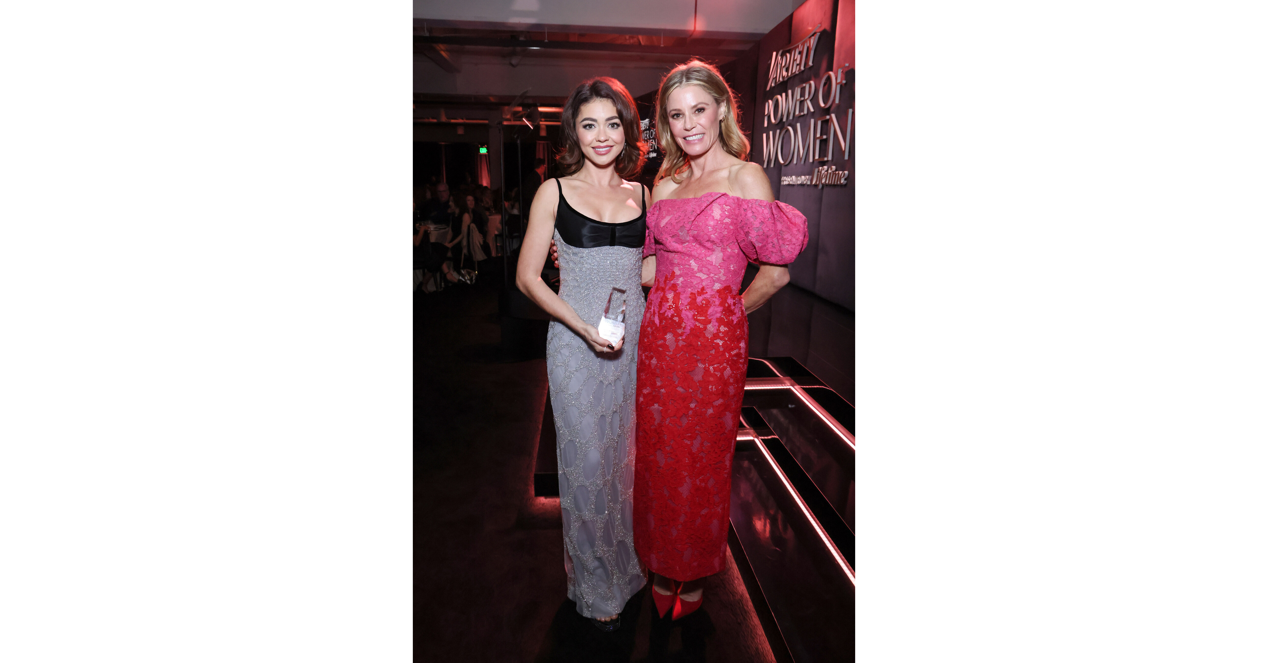 Julie Bowen Honors Sarah Hyland with the First-Ever Variety Courage ...