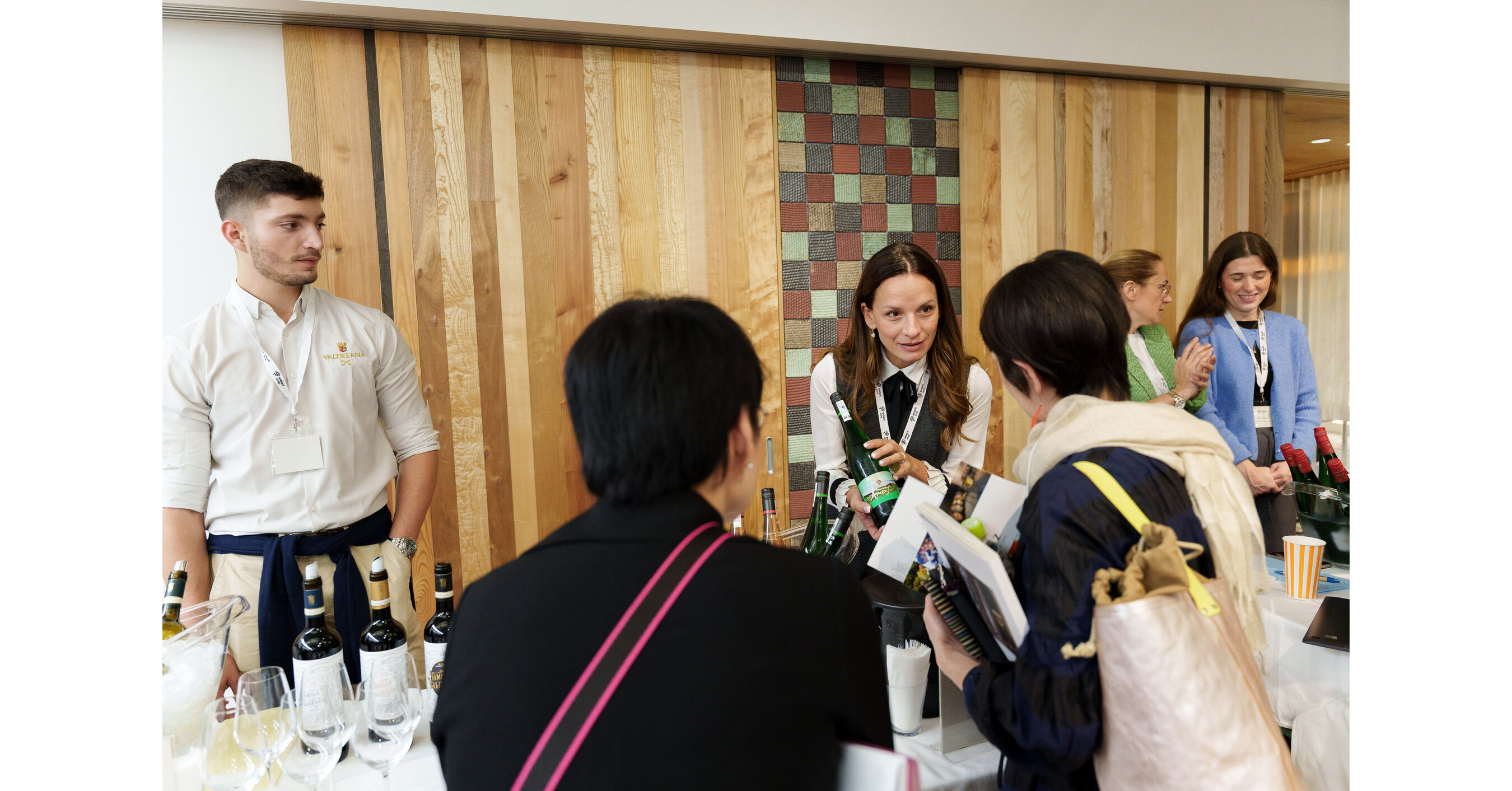 22 wineries from Rioja Alavesa, Txakoli and Cider from the Basque ...